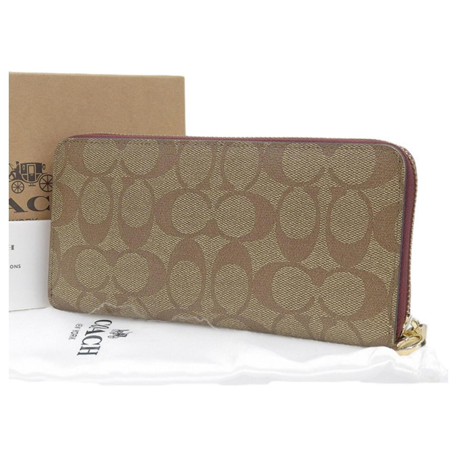 Coach Signature Beige Cloth ref.902530 - Joli Closet