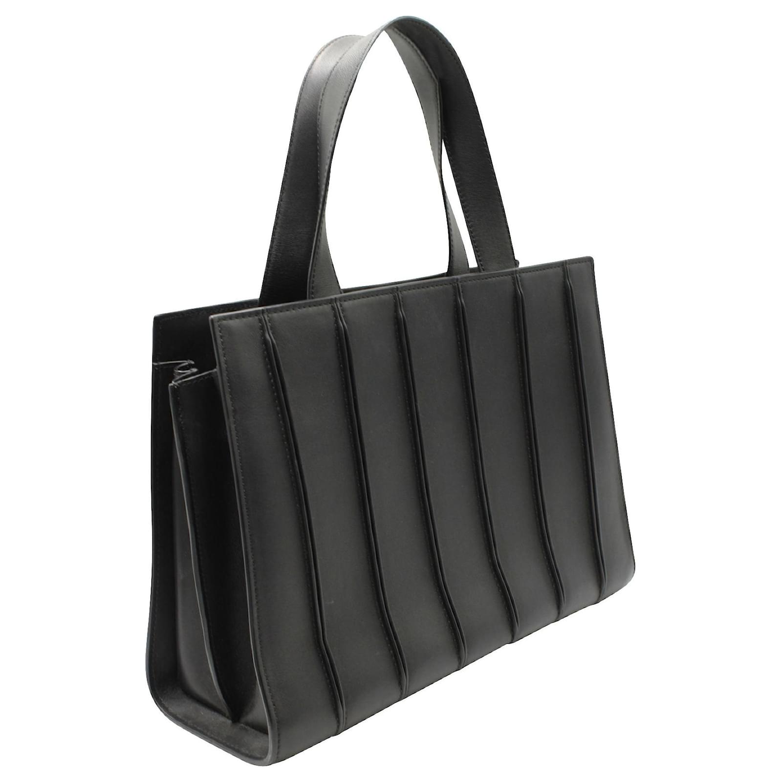 Max Mara Black Medium Whitney Bag by Renzo Piano Leather ref.904300 ...