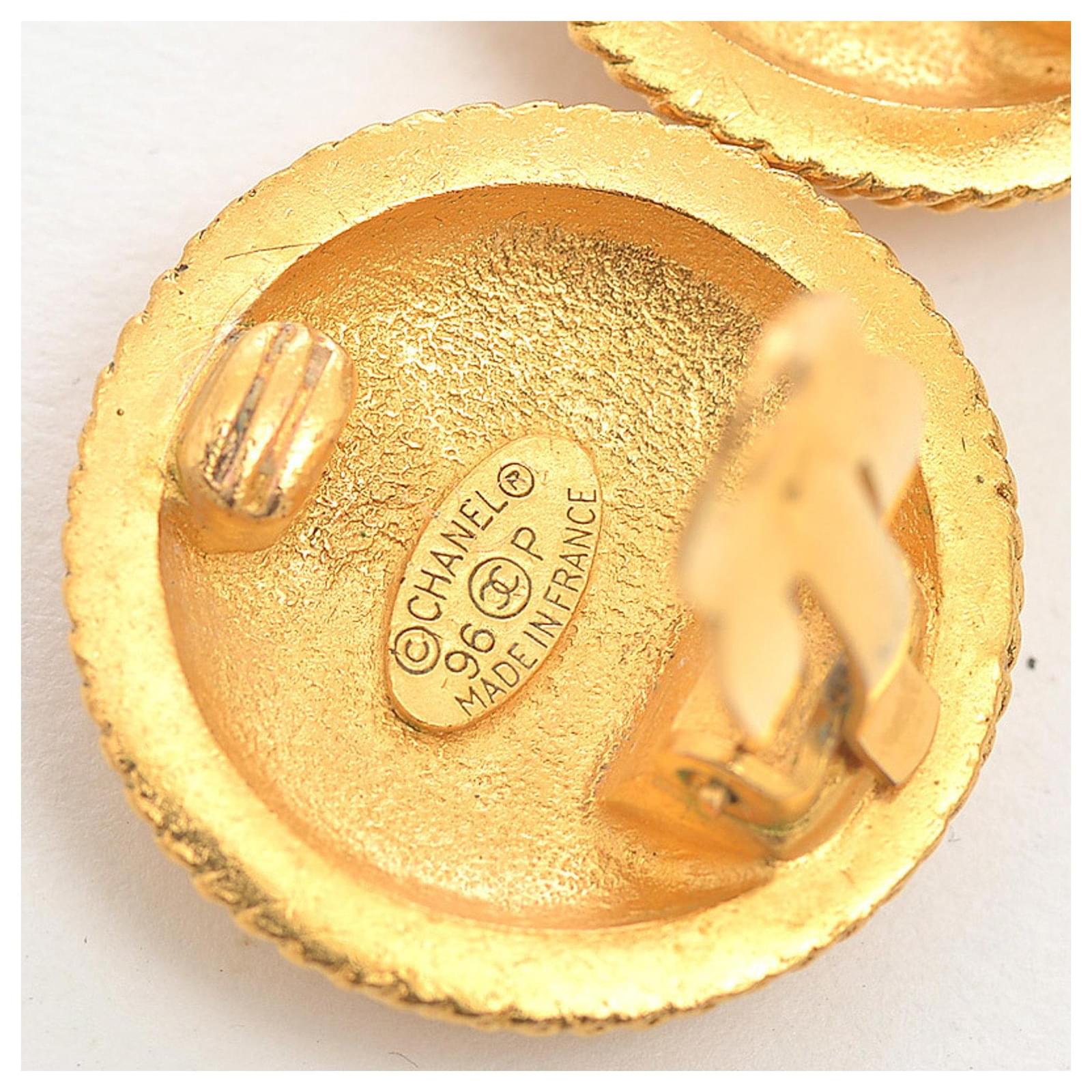 Timeless Chanel - Golden Metal ref.906146 - Joli Closet