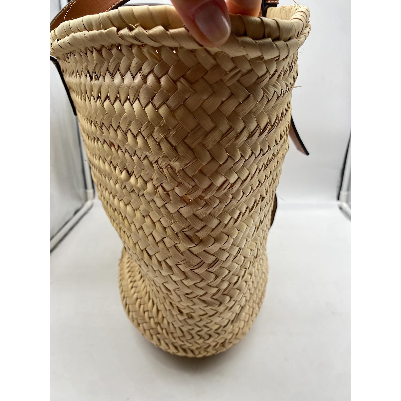 LOEWE Handbags T. Wicker Beige ref.910031 - Joli Closet