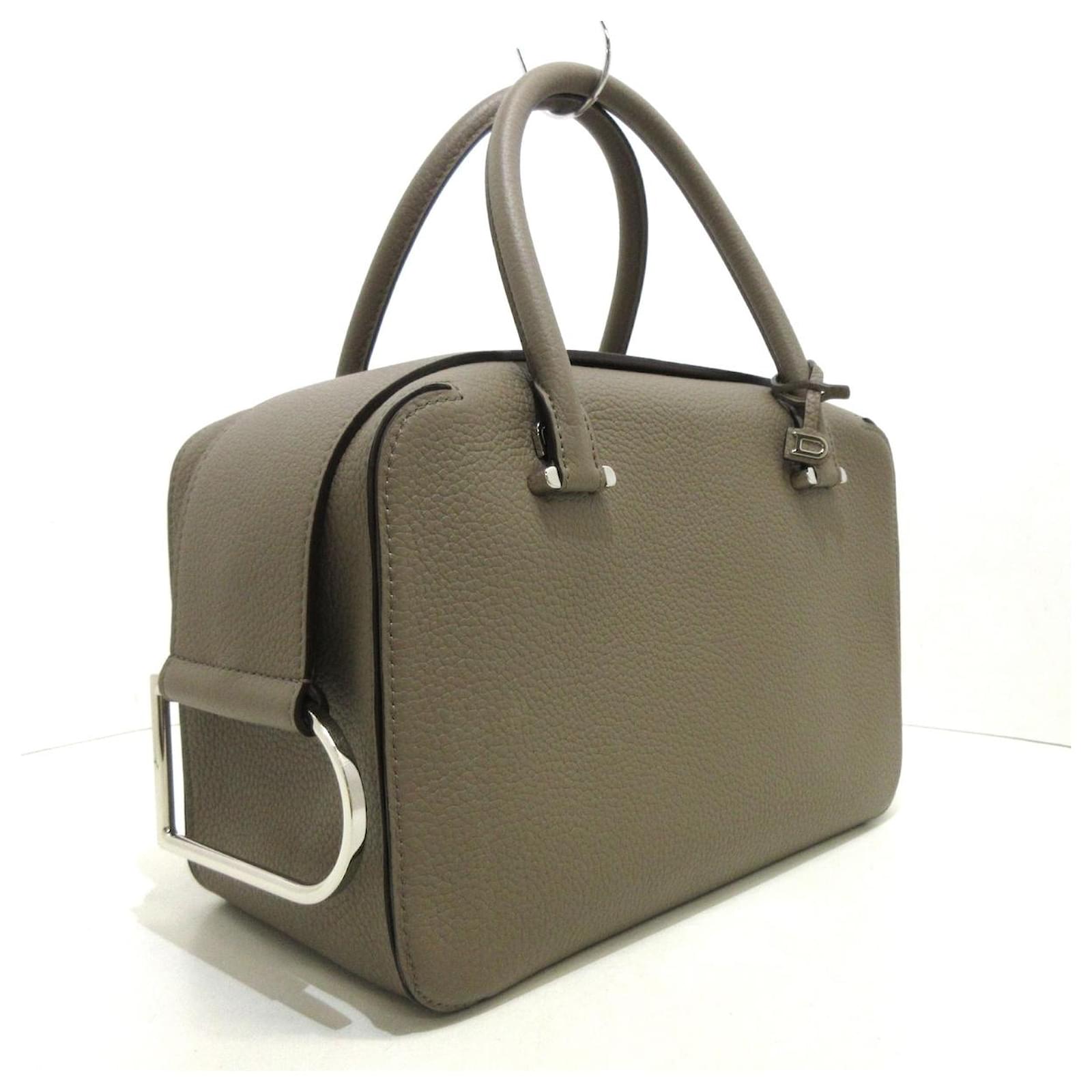 Delvaux Cool Box Grey Leather ref.914183 - Joli Closet