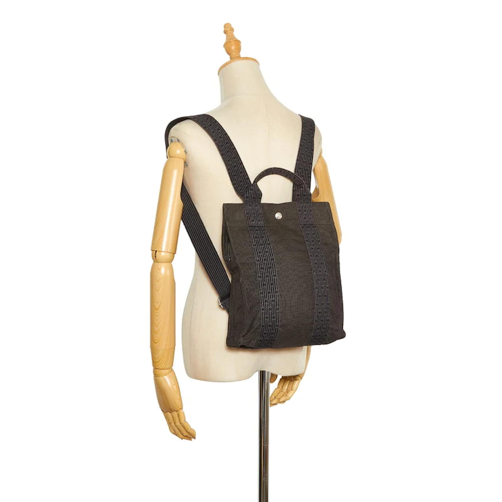 Hermès Toile Herline Backpack Grey Cloth ref.915857 - Joli Closet