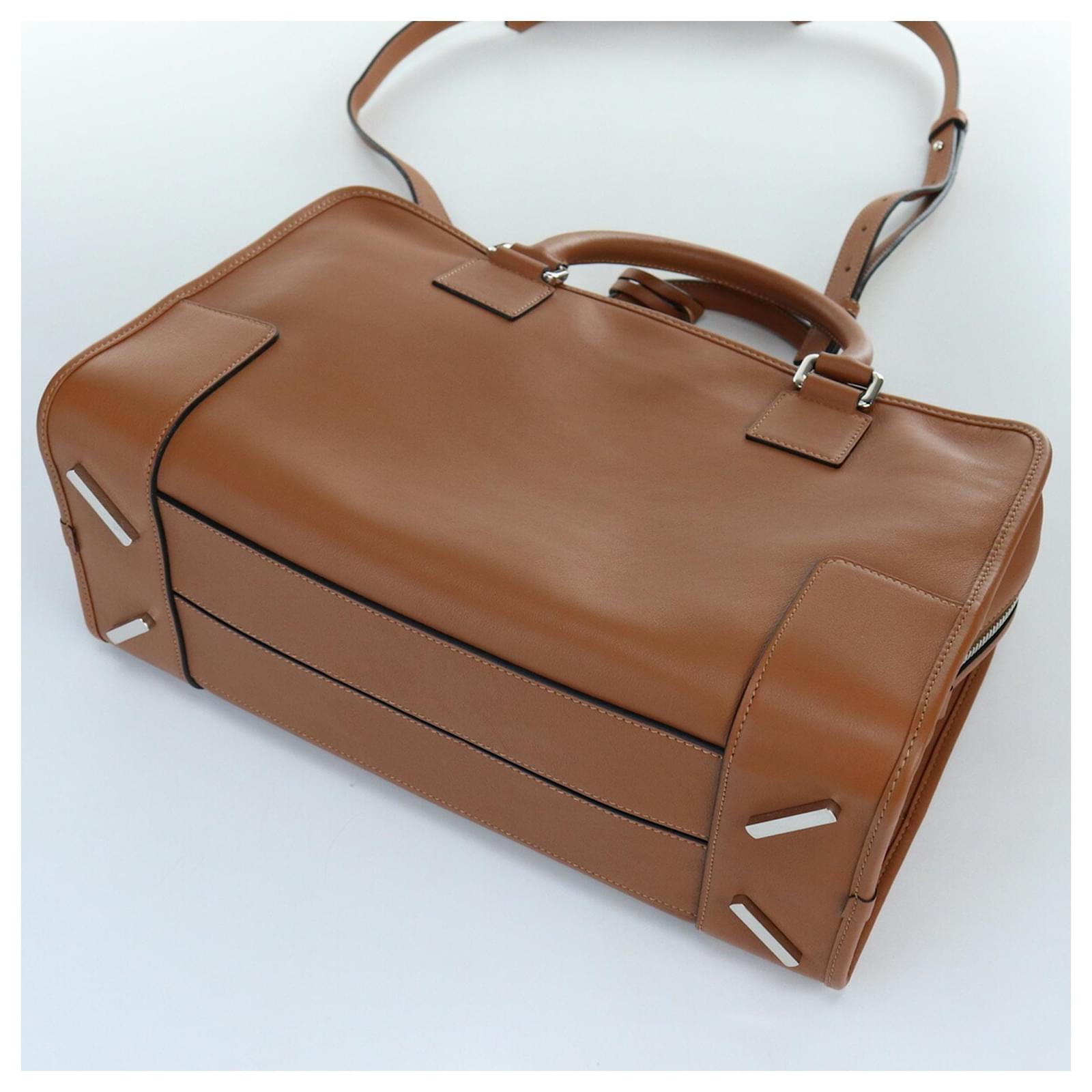 LOEWE AMAZONA Brown Leather ref.917264 - Joli Closet