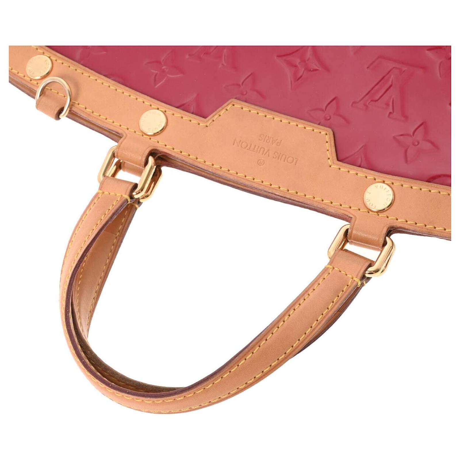 Louis Vuitton Bréa Red Patent leather ref.921879 - Joli Closet