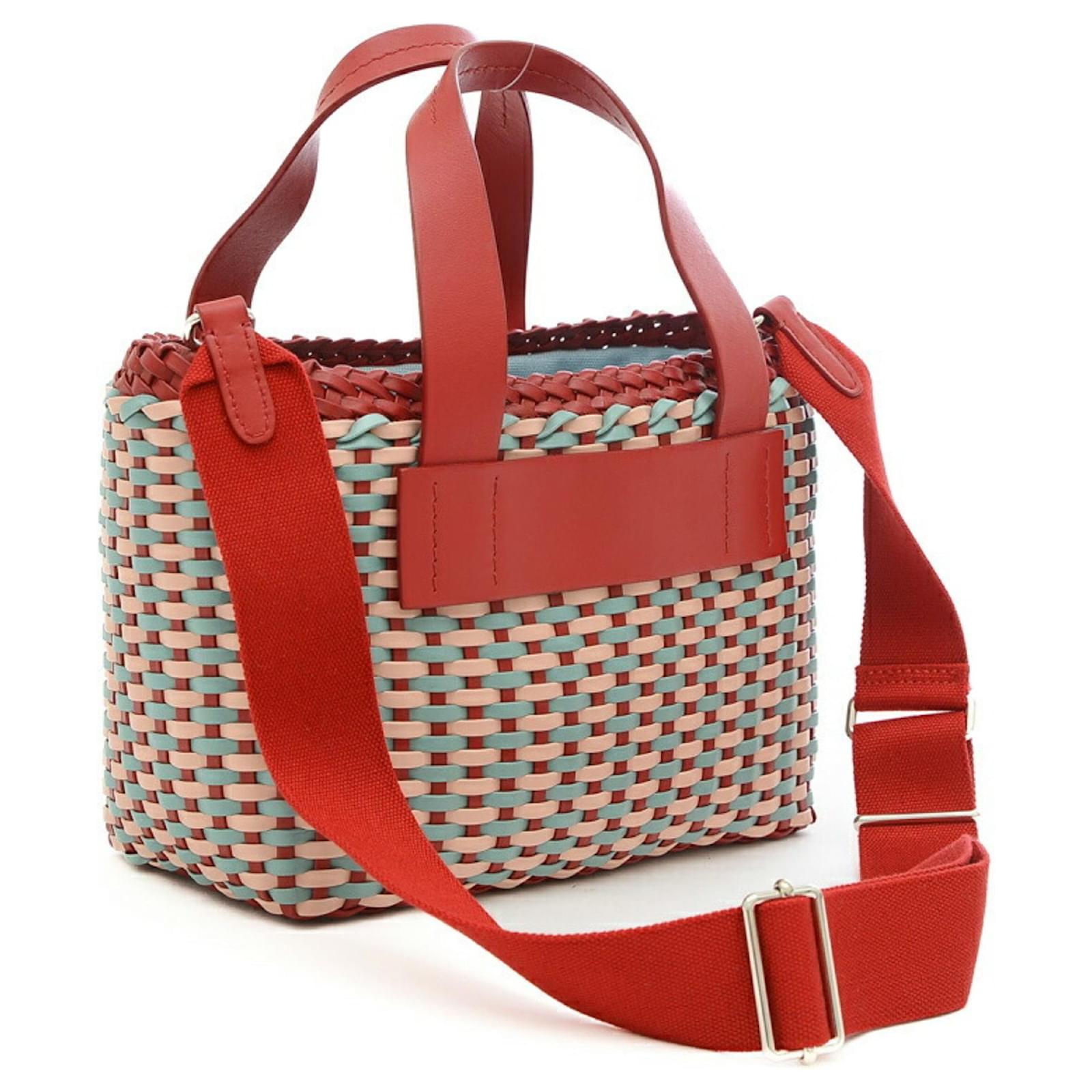 Miu Miu -- Multiple colors Leather ref.934919 - Joli Closet