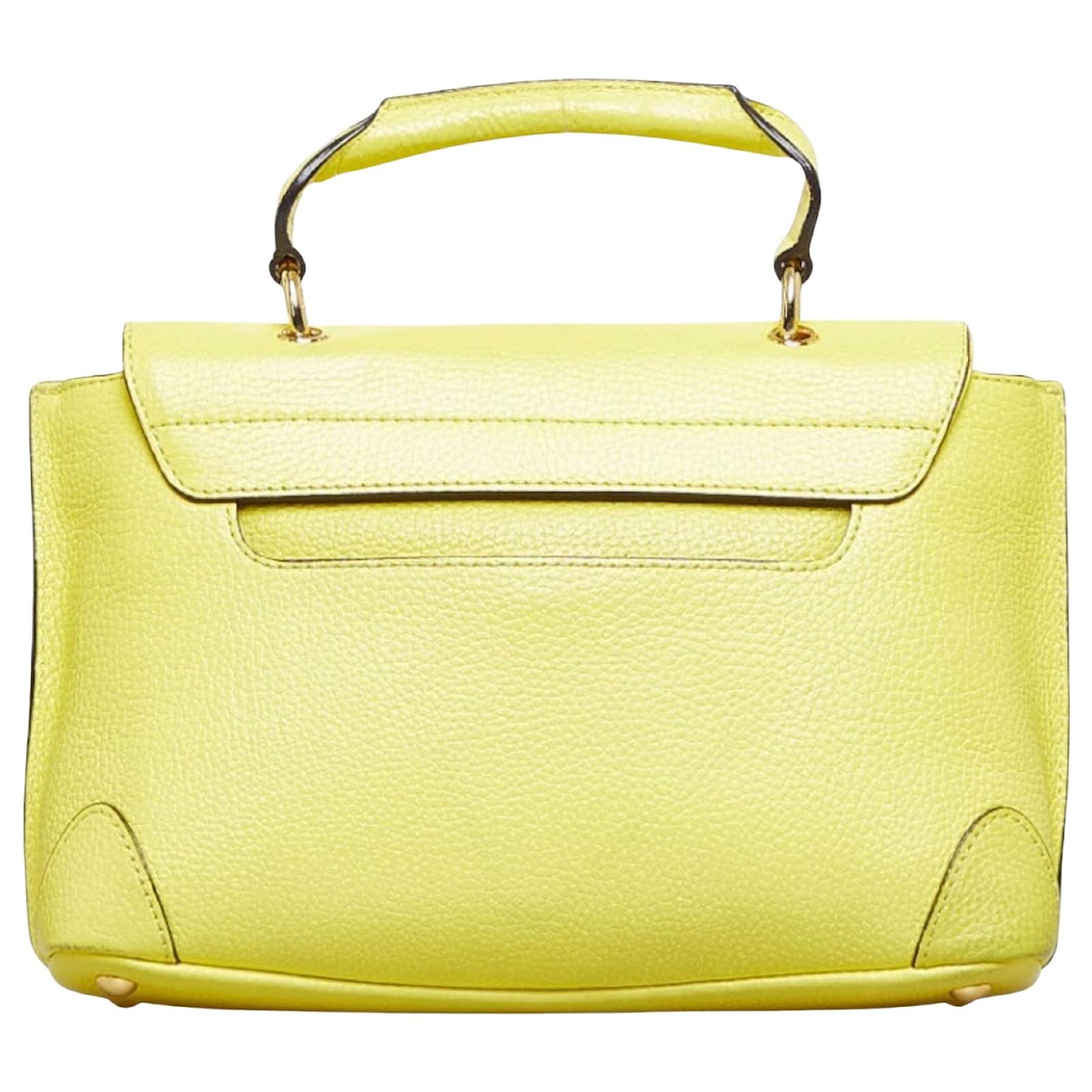 MCM Yellow Leather ref.944226 - Joli Closet