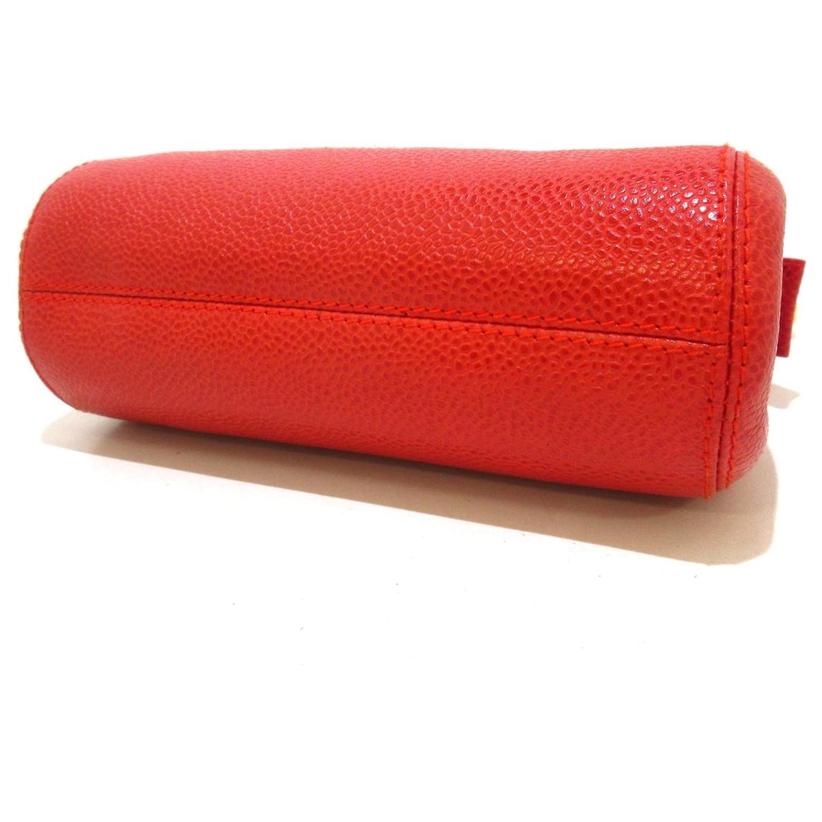 Timeless Chanel Red Leather ref.946016 - Joli Closet