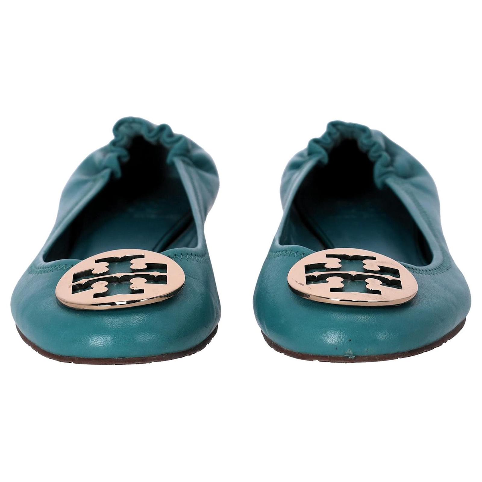 Tory Burch Logo Minnie Ballet Flats in Light Blue Leather ref.949028 ...