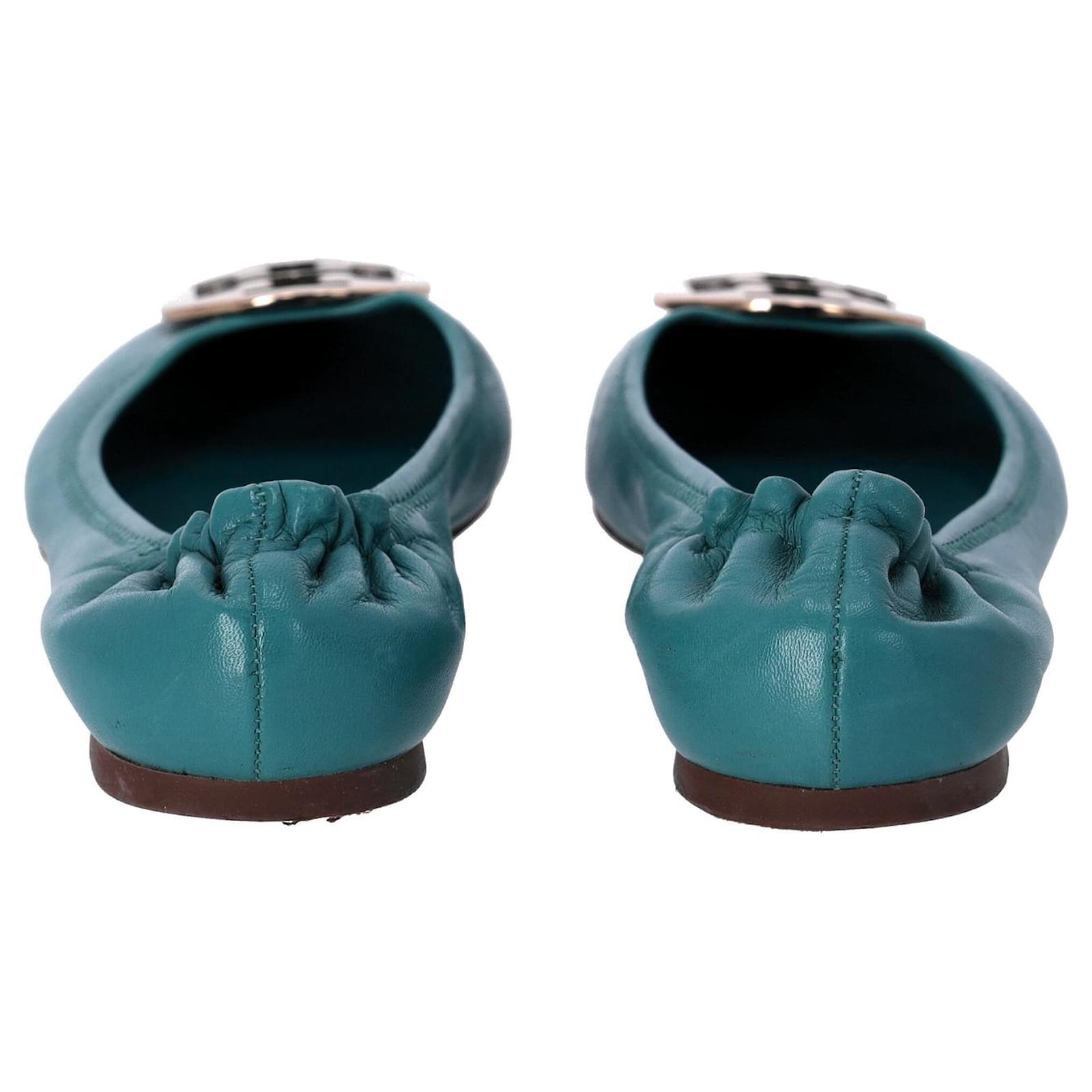 Tory Burch Logo Minnie Ballet Flats in Light Blue Leather ref.949028 ...