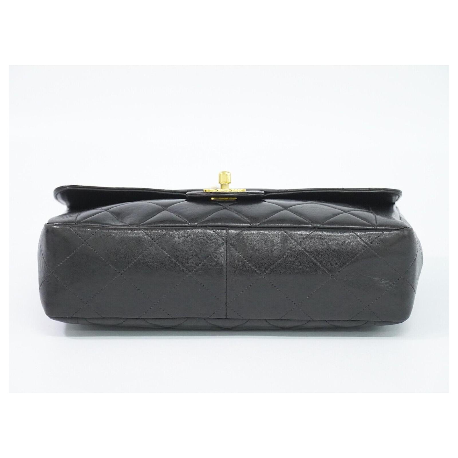 Chanel Diana Black Leather ref.950065 - Joli Closet