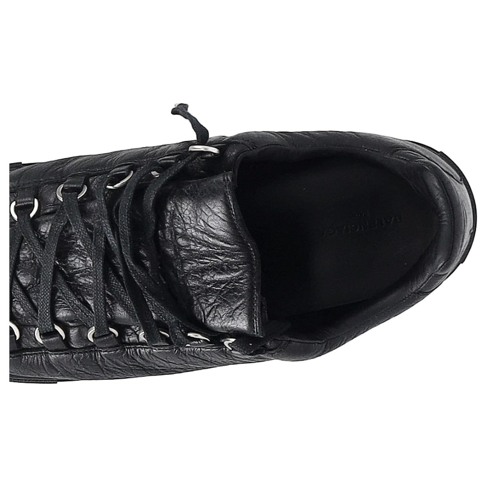 Balenciaga Arena Low-Top Sneakers in Black Leather ref.951725 - Joli Closet