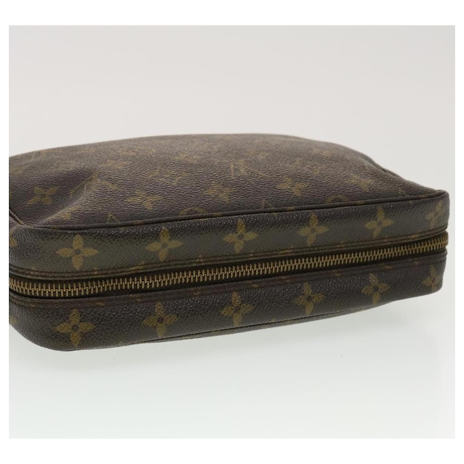 Louis Vuitton Truth Toilette 23 Brown Cloth ref.962908 - Joli Closet