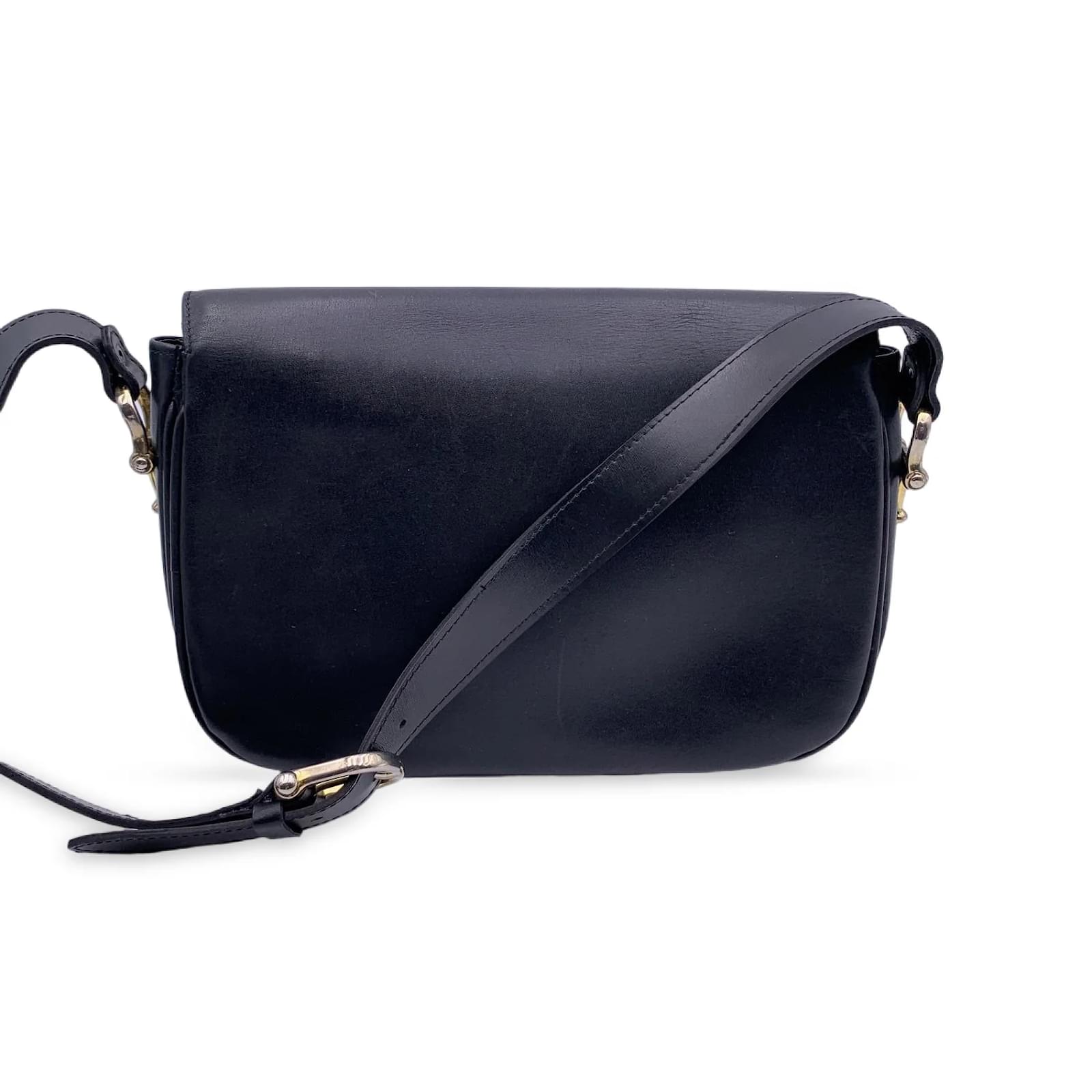 Céline Sac à bandoulière Caleche Box vintage en cuir noir ref.977696 ...