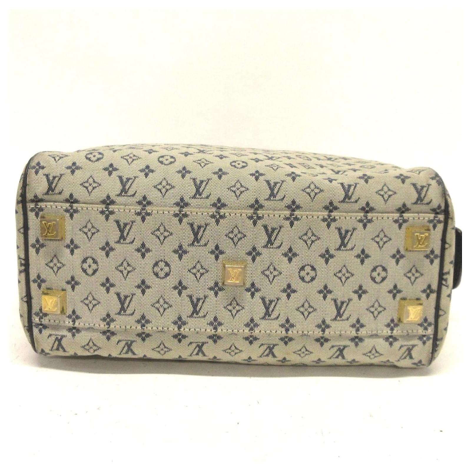 Louis Vuitton Joséphine Blue Cloth ref.987897 - Joli Closet