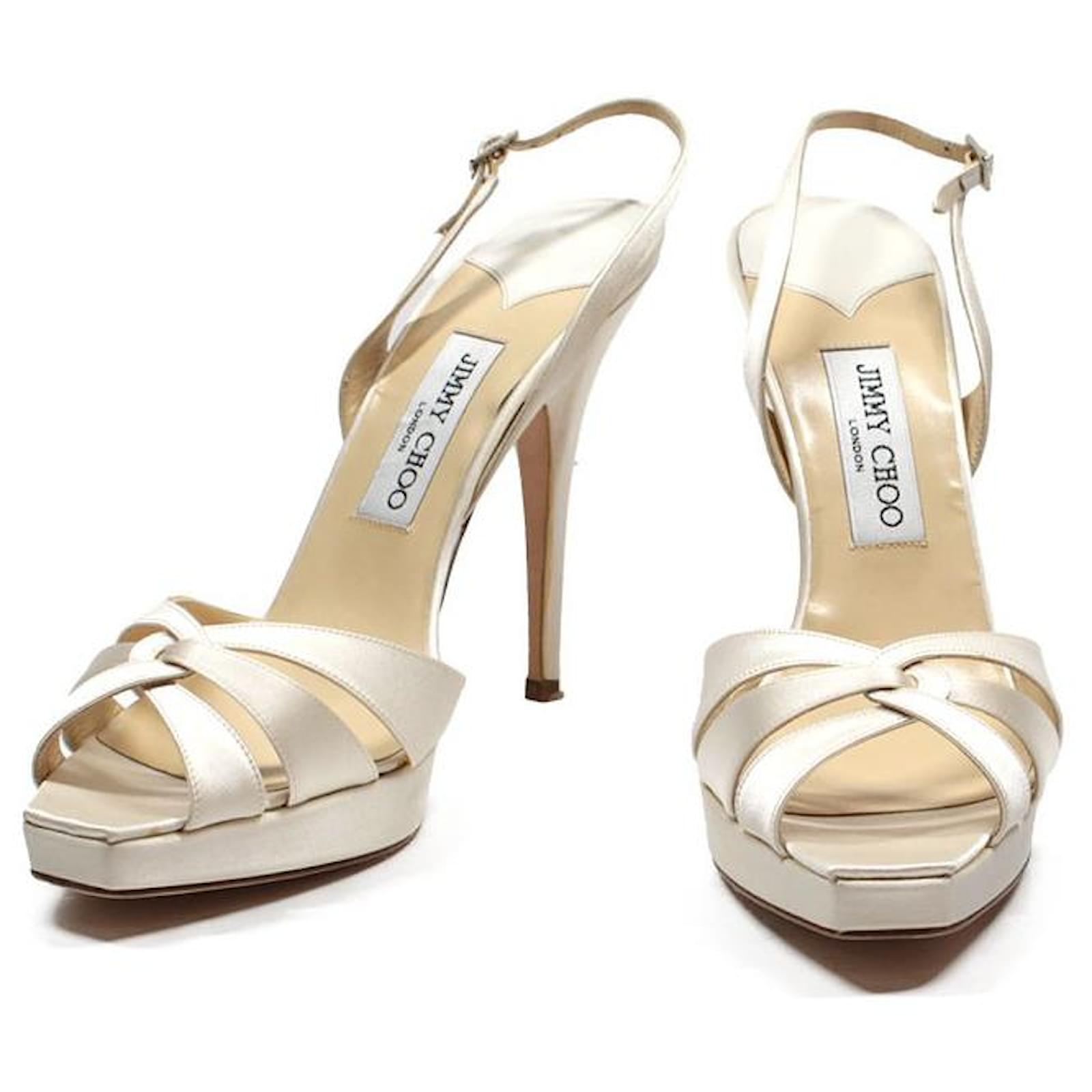 Jimmy Choo Heels Cream Satin ref.1012712 - Joli Closet