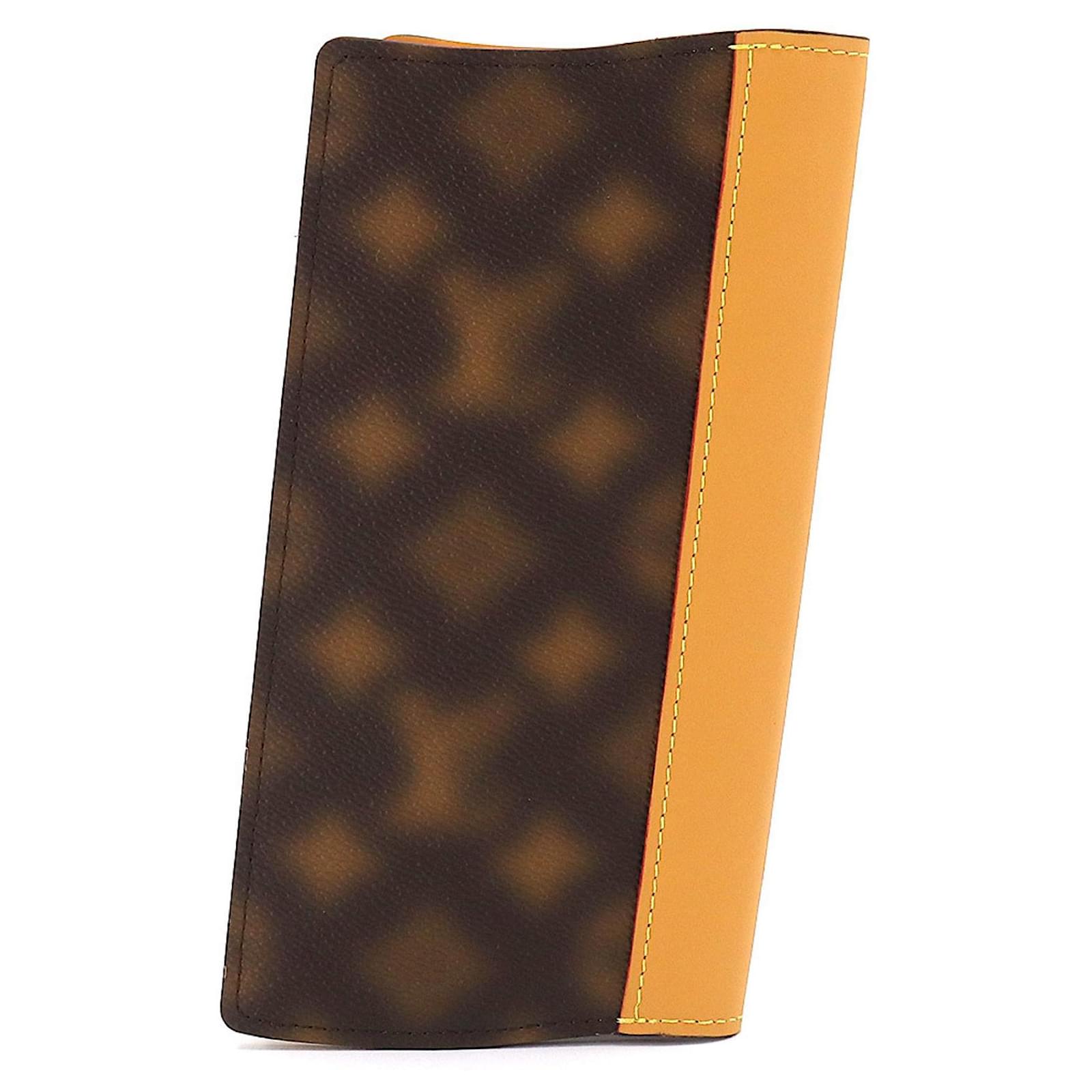 Louis Vuitton Brazza Brown Cloth ref.1020332 - Joli Closet