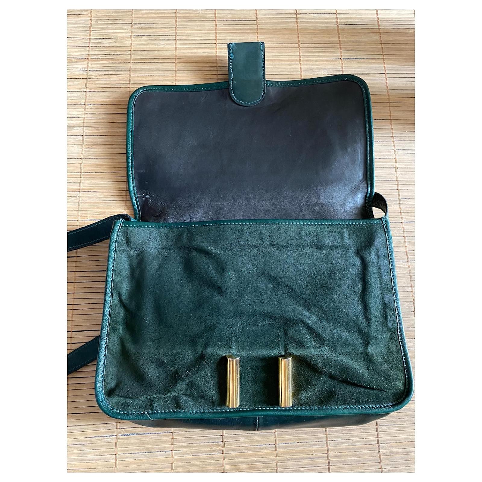 Pierre Balmain bag in vintage leather Dark green ref.1023520 - Joli Closet