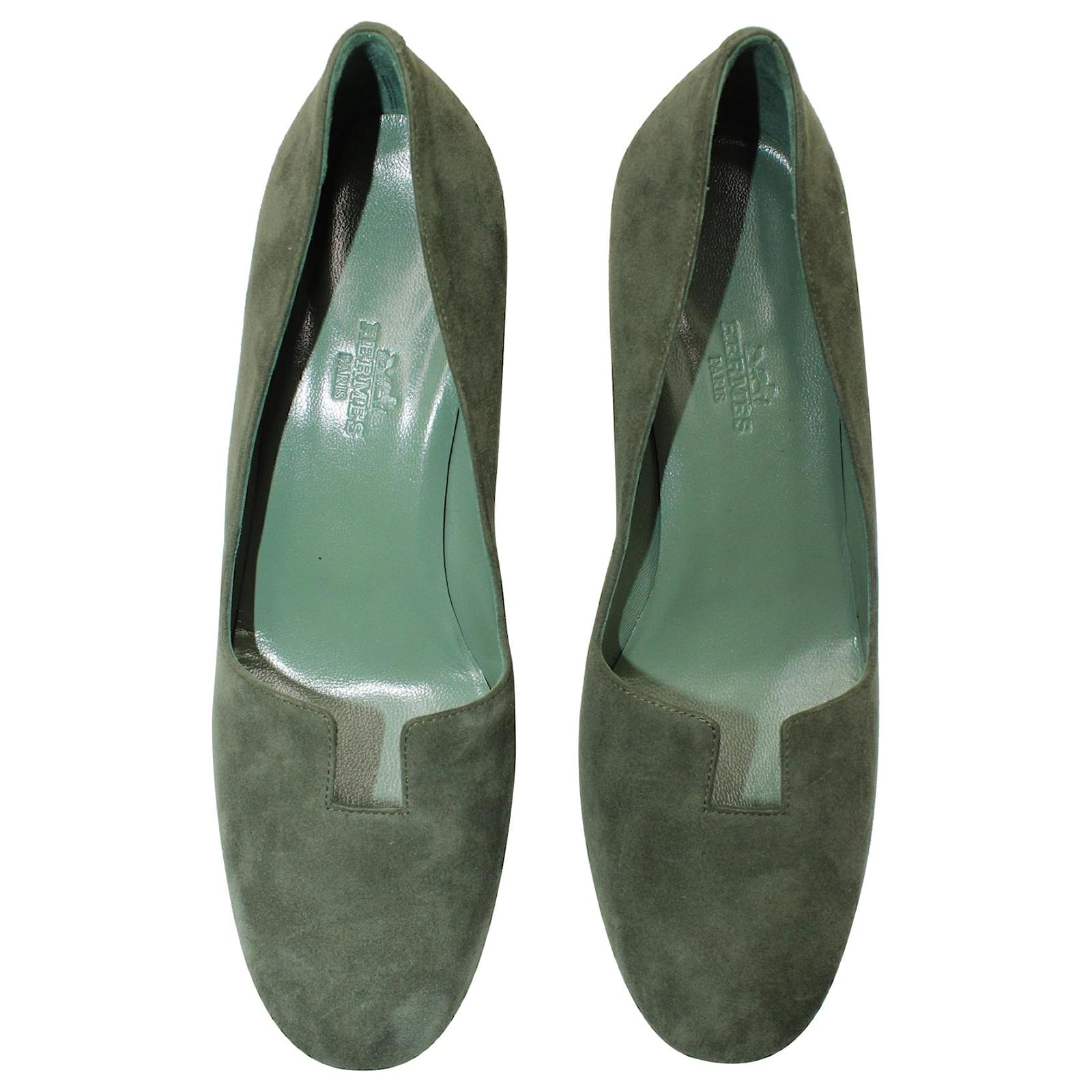 Hermès Hermes Cut-Out Pumps in Olive Green Suede (Sold) - Joli Closet