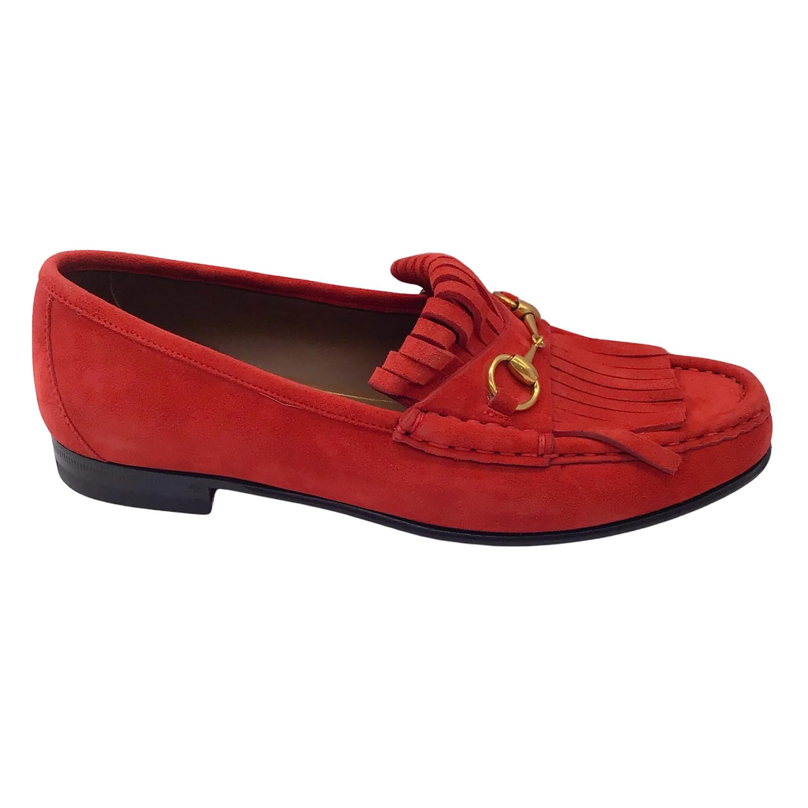 Gucci Rouge Coquelicot / Mocassins en daim à franges et détail mors ...