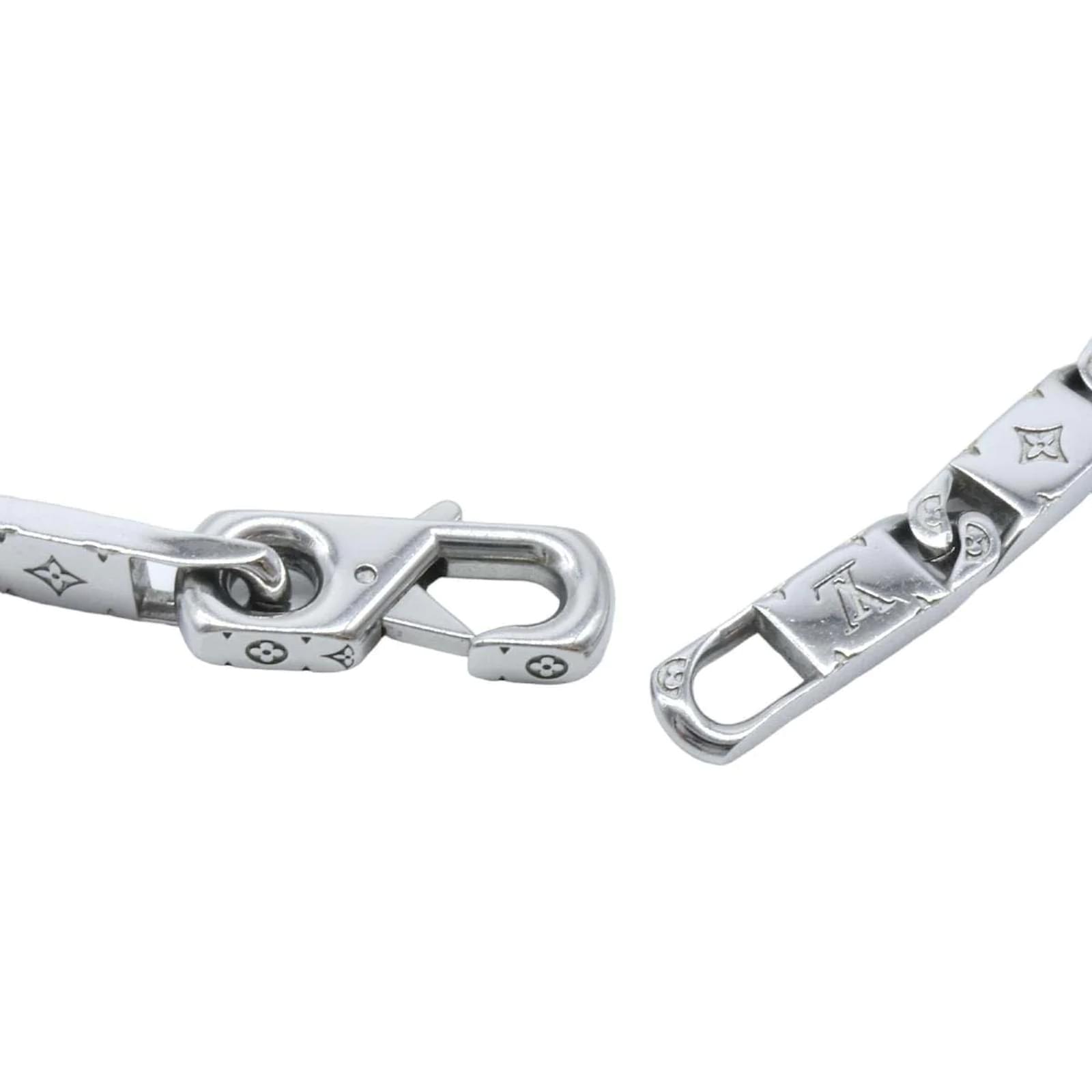 Louis Vuitton Monogram Tied Up Necklace M00919 Silvery Metal Louis Vuitton Monogram Tied Up Necklace M00919 Silvery Metal
