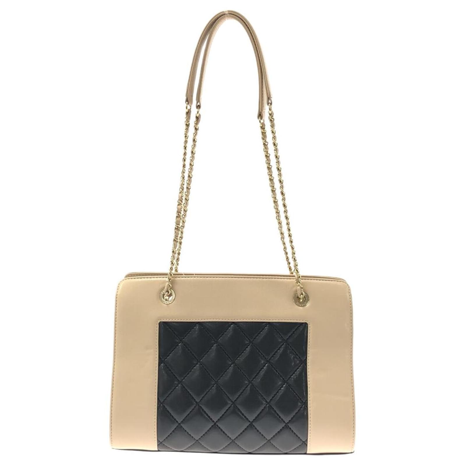 Chanel Matrasse Beige Leather ref.1039988 - Joli Closet