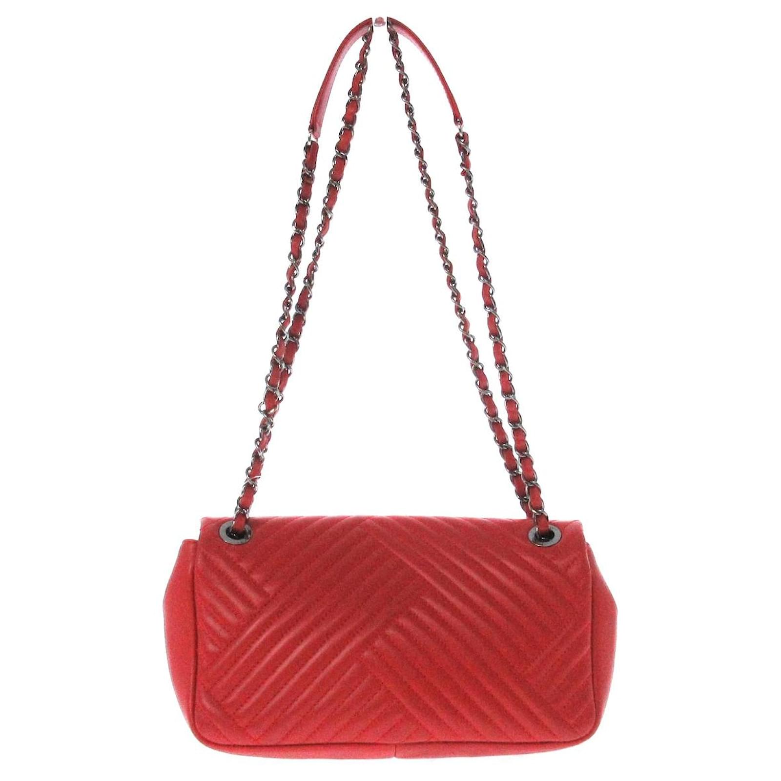 Chanel Timeless Red Leather ref.1043549 - Joli Closet