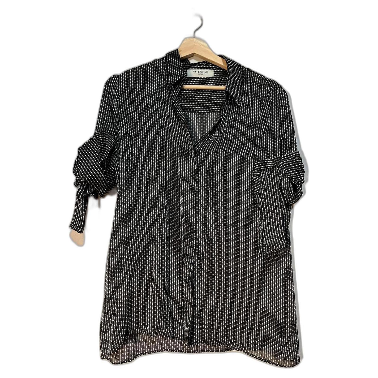 Valentino Black Shirt with pattern Acrylic ref.1045398 - Joli Closet