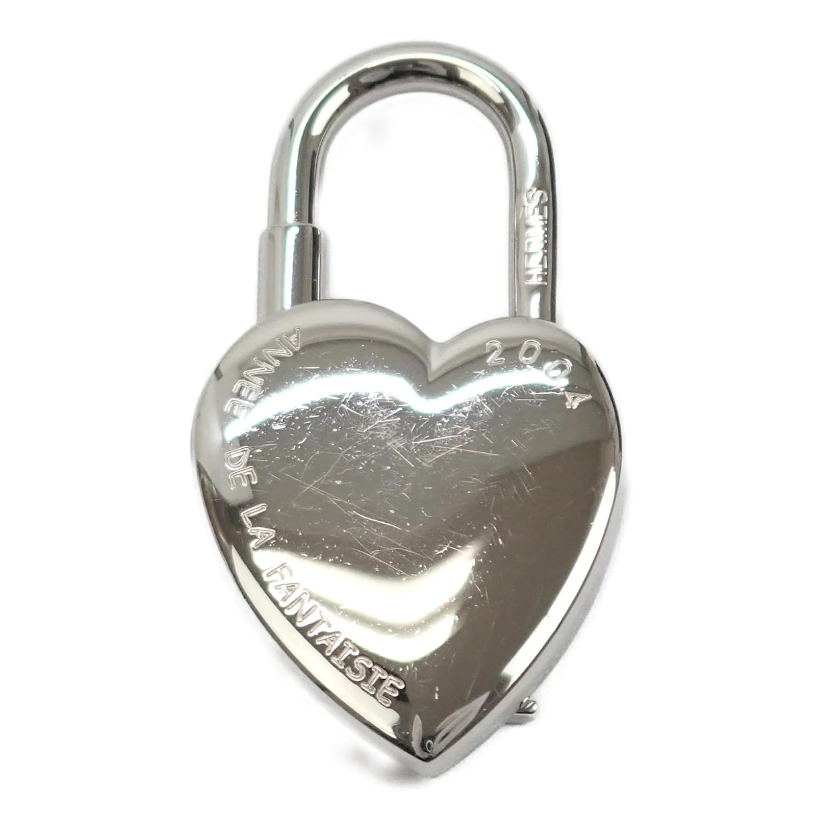 Hermès Palladium Annee De La Fantaisie Heart Cadena Lock Silvery Metal ...