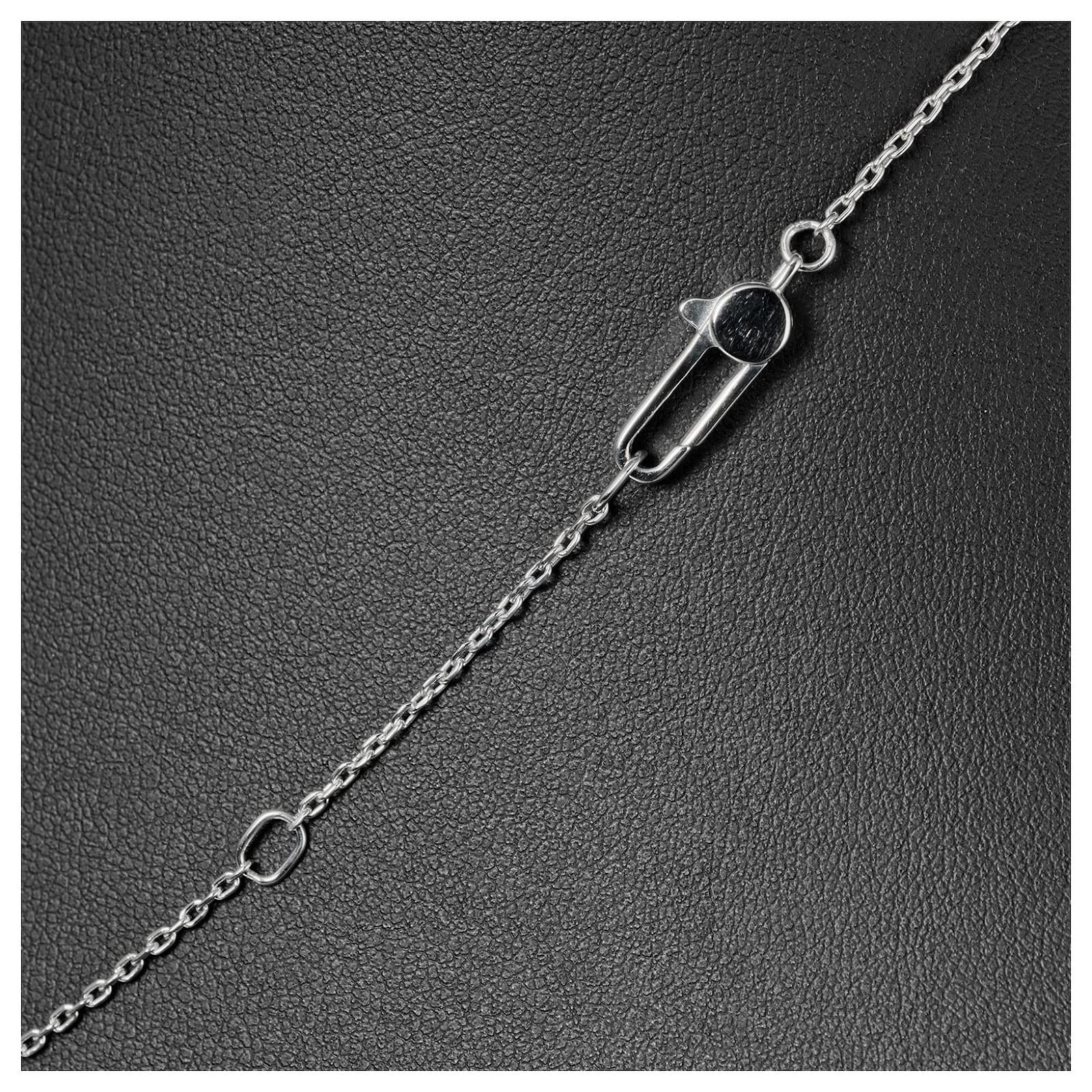 Gucci Logo Plate Silvery Silver ref.1056704 - Joli Closet