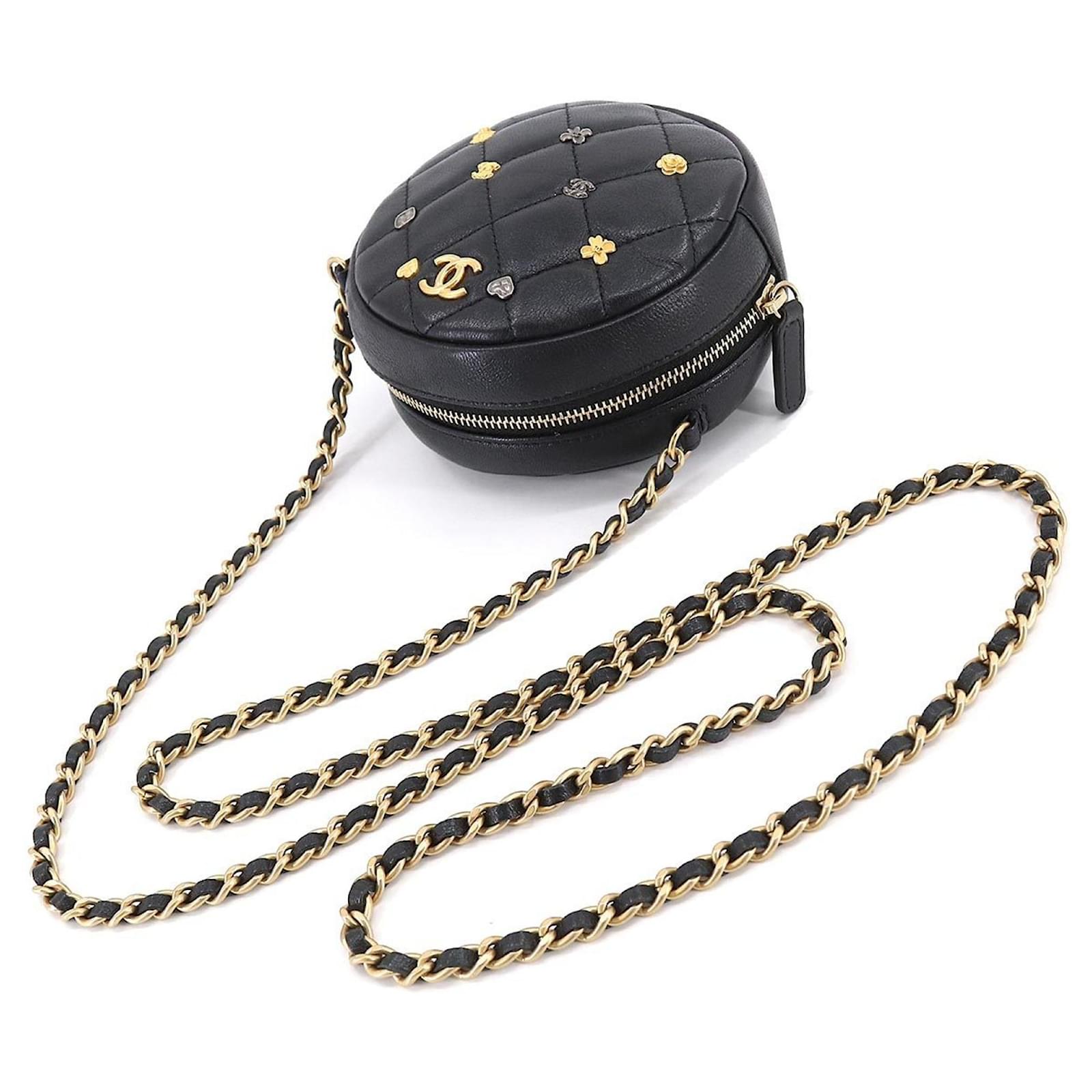 Timeless Chanel Ronde Black Leather ref.JC1057545 (Sold) - Joli Closet