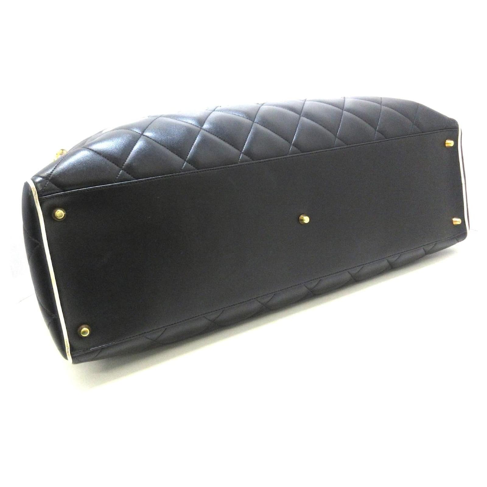 Chanel Matrasse Black Leather ref.1066547 - Joli Closet