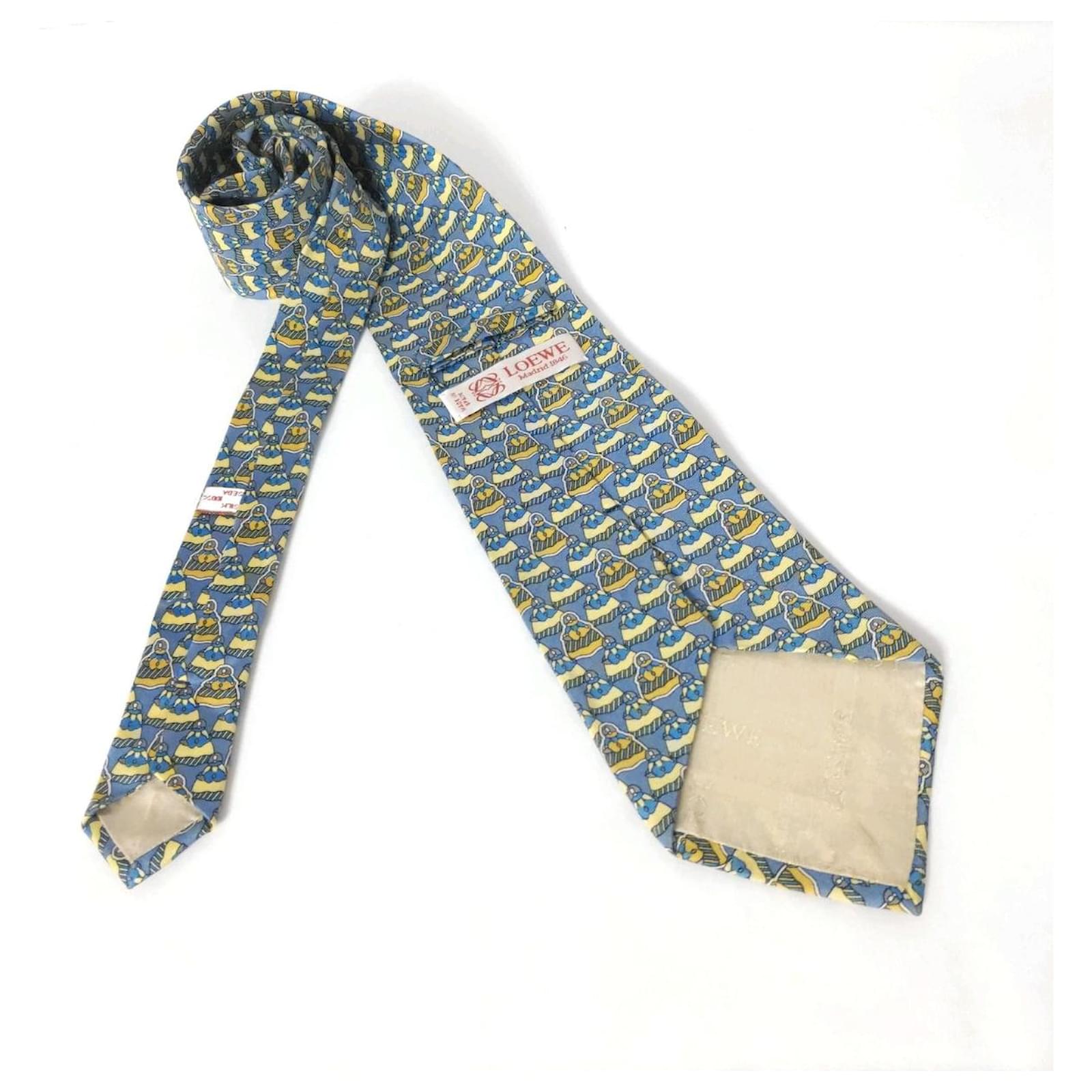 Loewe Multiple colors Silk ref.1075900 - Joli Closet