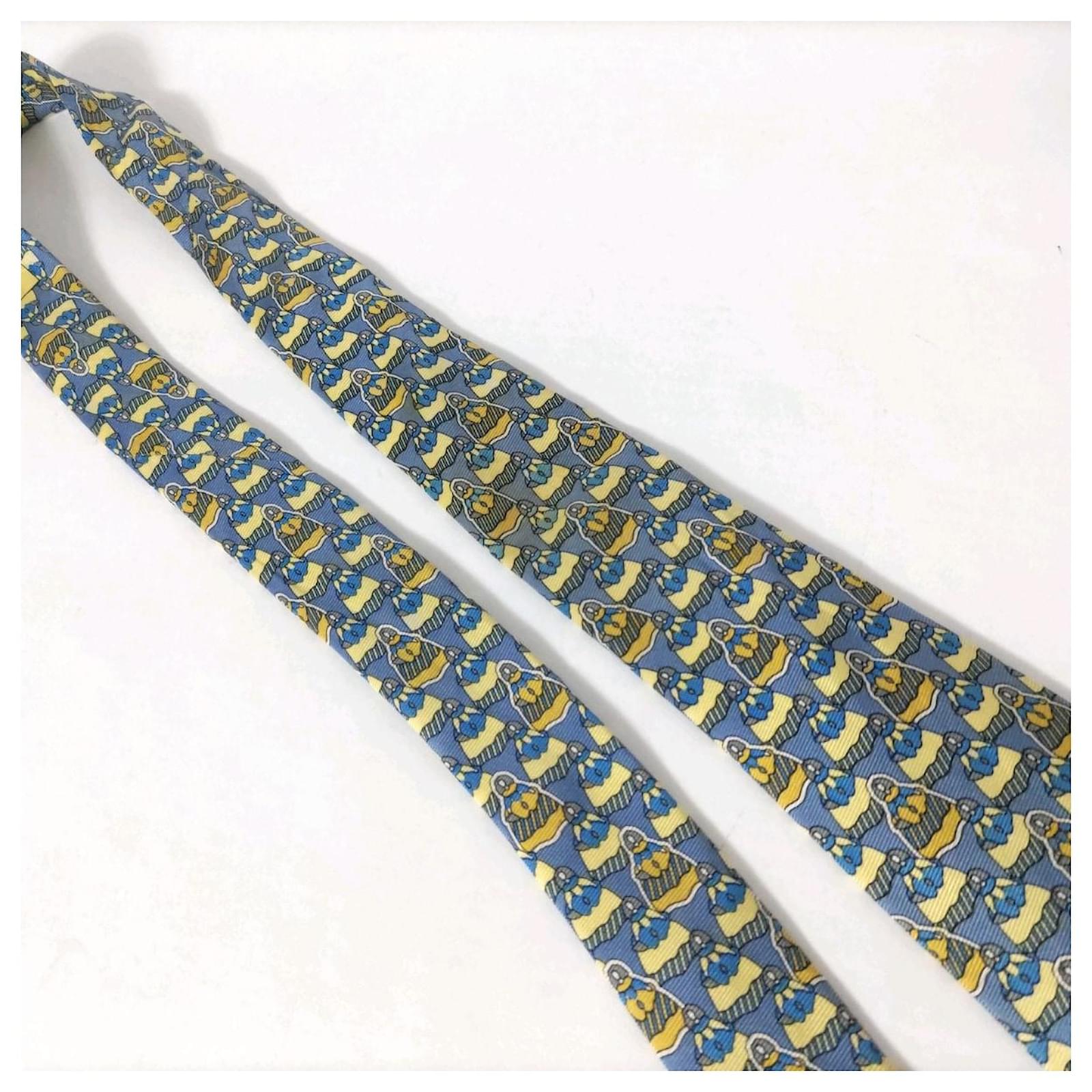 Loewe Multiple colors Silk ref.1075900 - Joli Closet