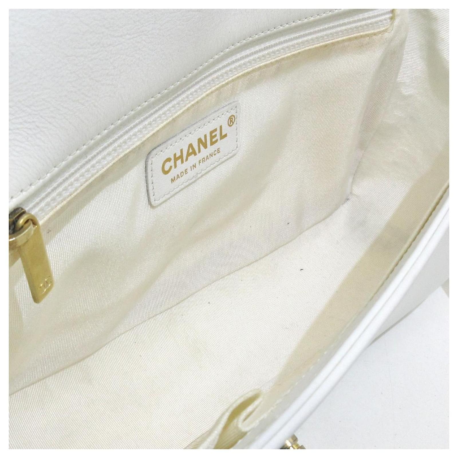 Chanel Boy White Leather ref.1079717 - Joli Closet