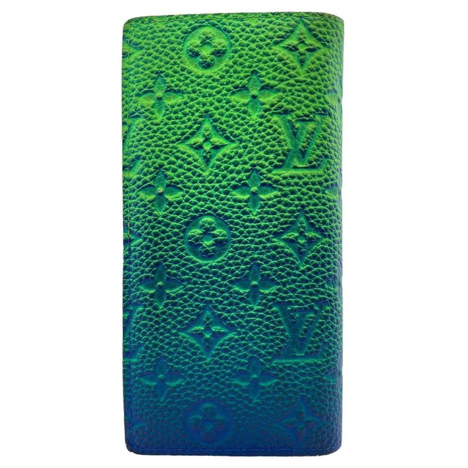 Louis Vuitton Brazza Multiple colors Leather ref.1092007 - Joli Closet