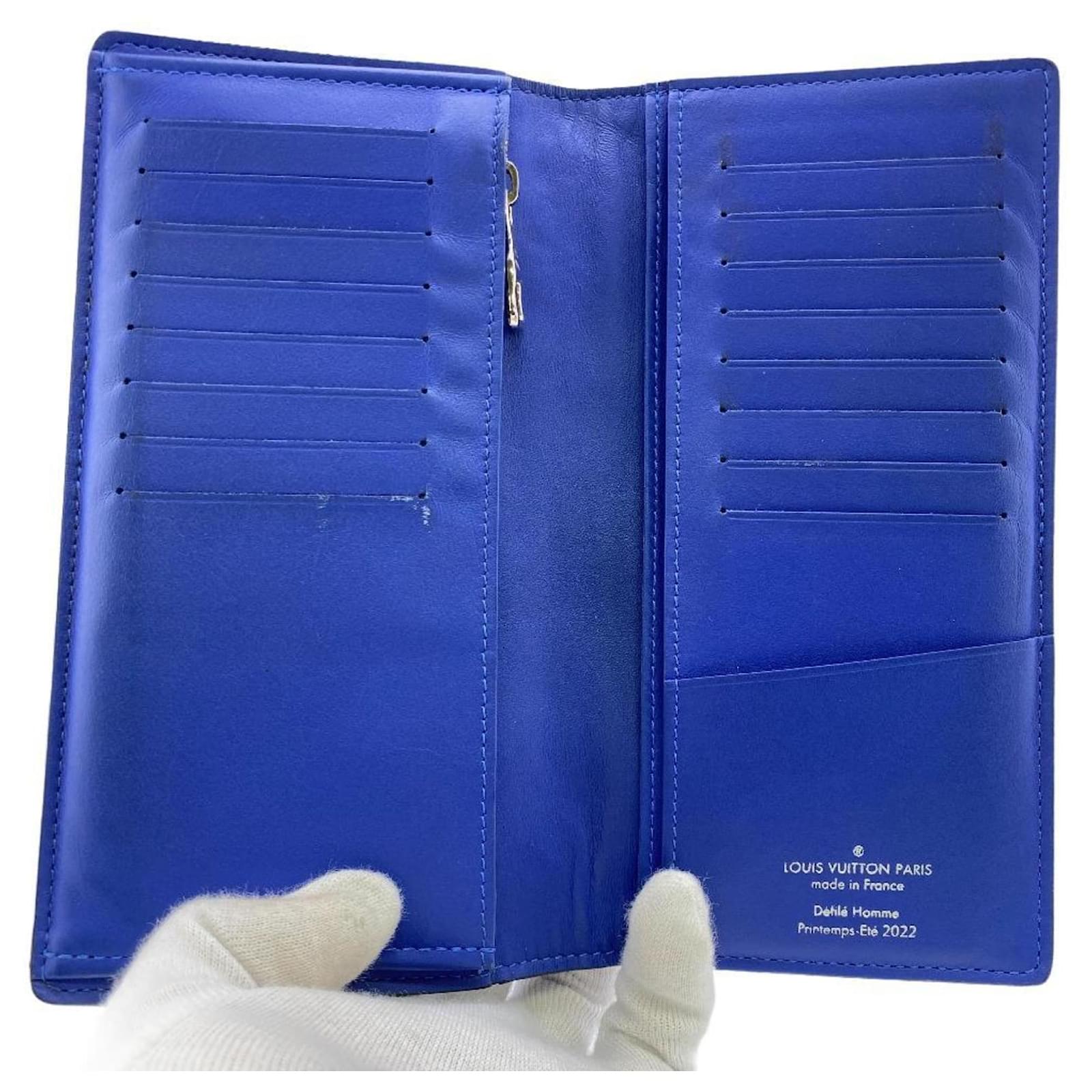 Louis Vuitton Brazza Multiple colors Leather ref.1092007 - Joli Closet