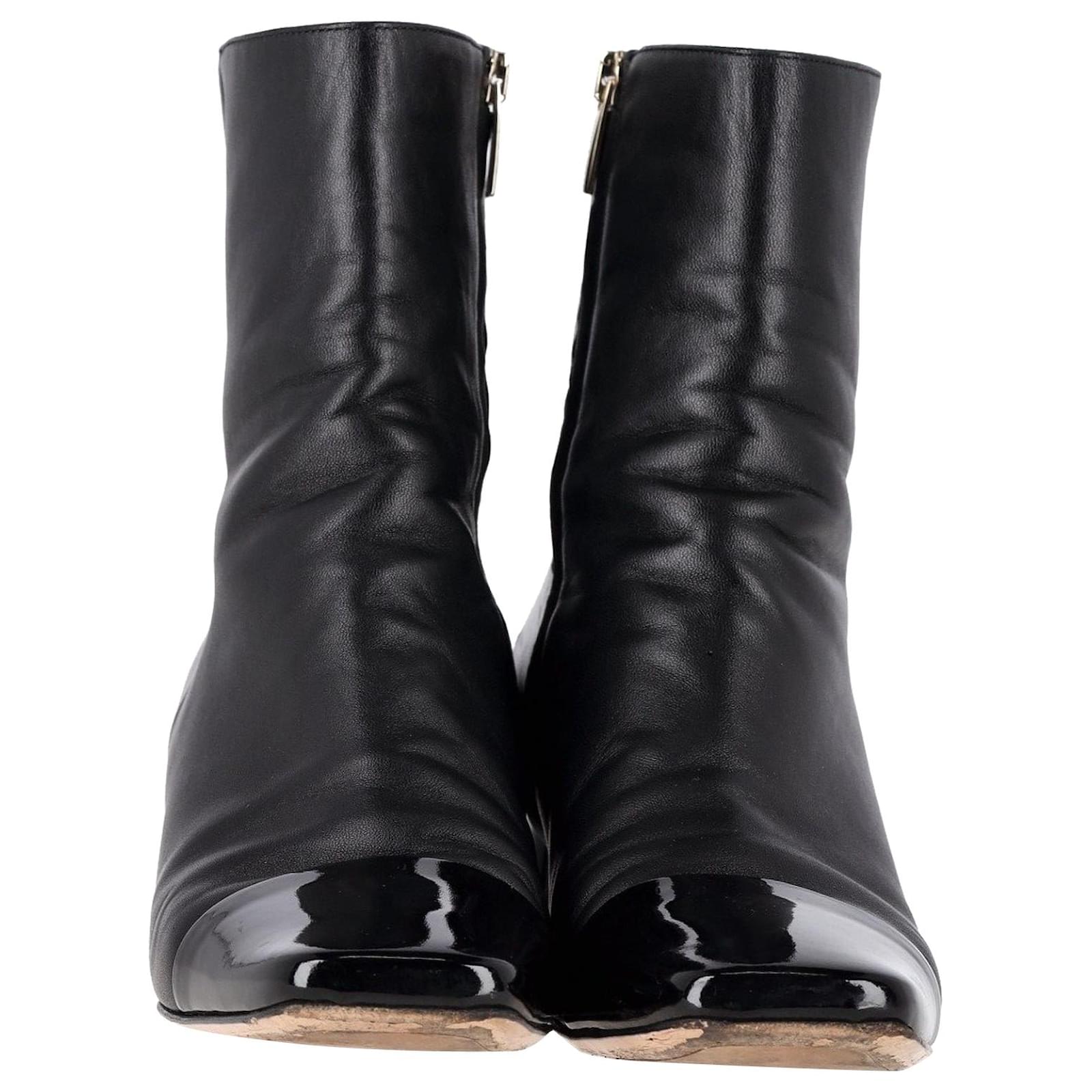 Gianvito Rossi Logan 45 Ankle Boots in Black Leather ref.1099328 - Joli ...