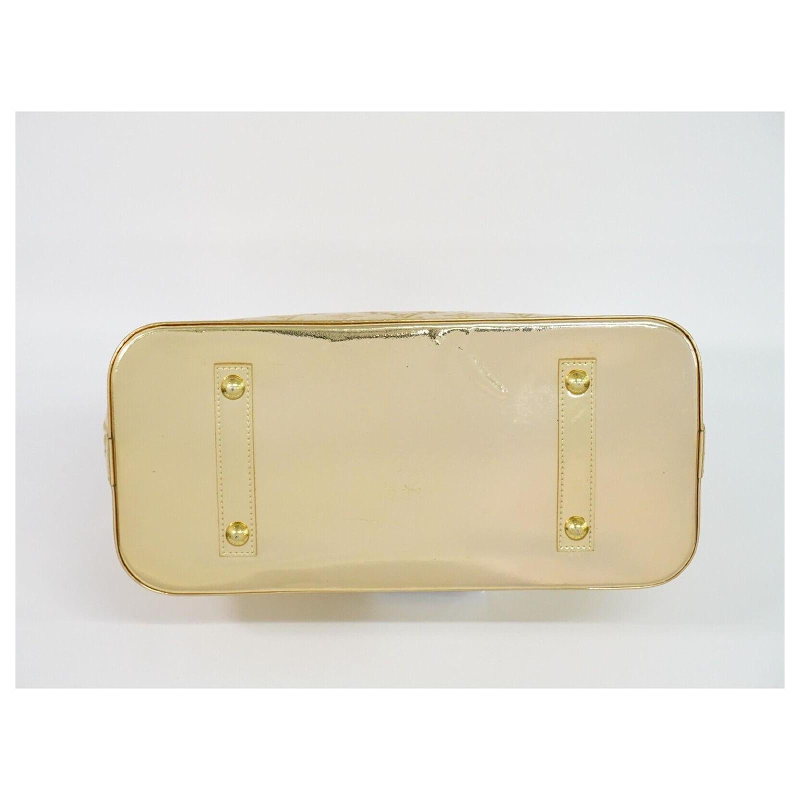 Louis Vuitton Alma Golden Patent leather ref.1102420 - Joli Closet