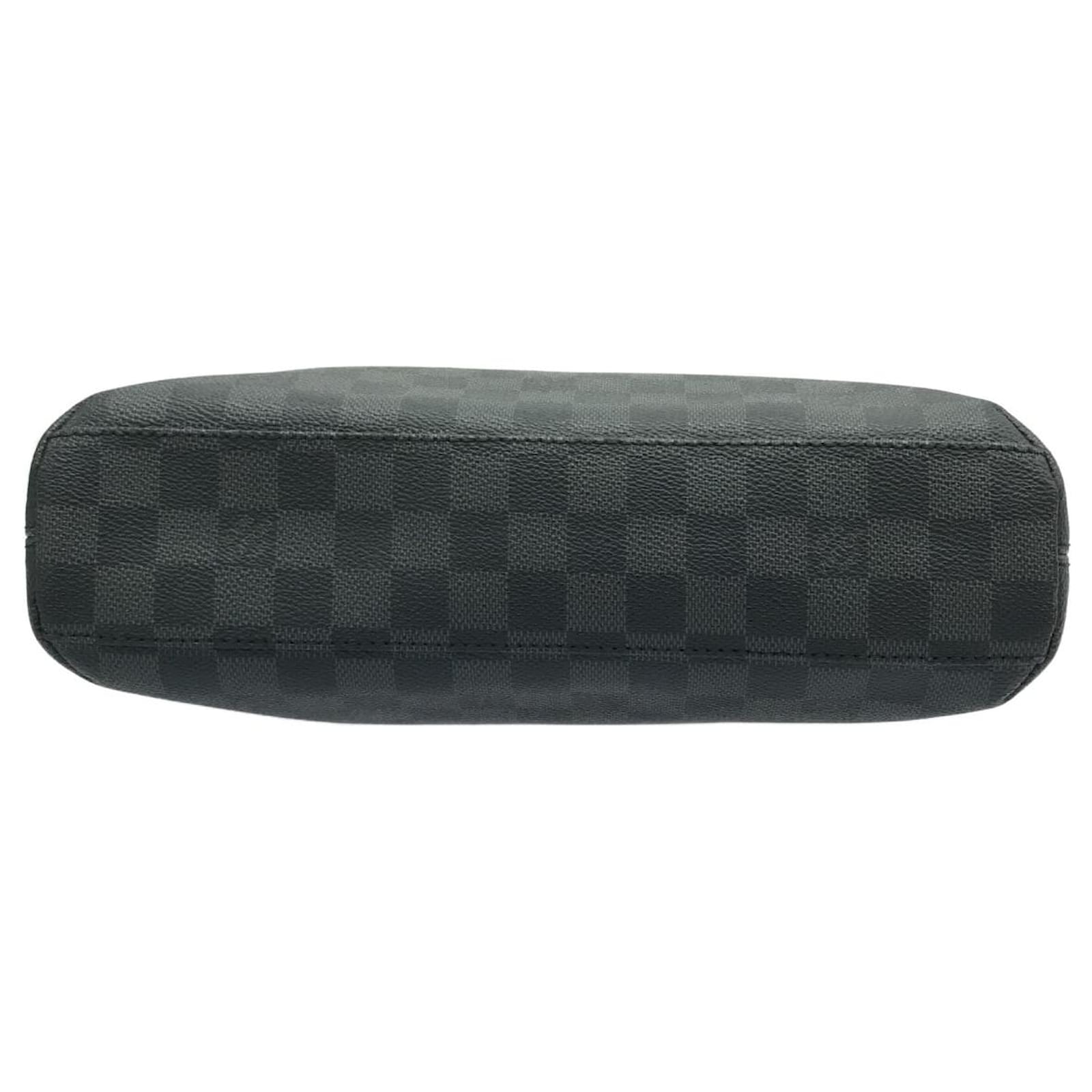 Louis Vuitton Mick Toile Noir ref.1103456 - Joli Closet