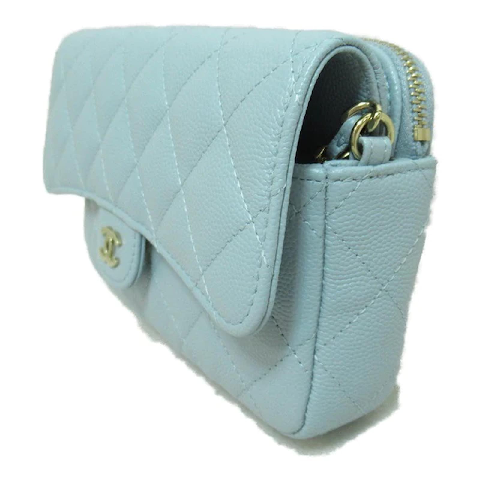 Chanel CC Caviar Classic Flap Phone Holder Blue ref.1104903 - Joli Closet