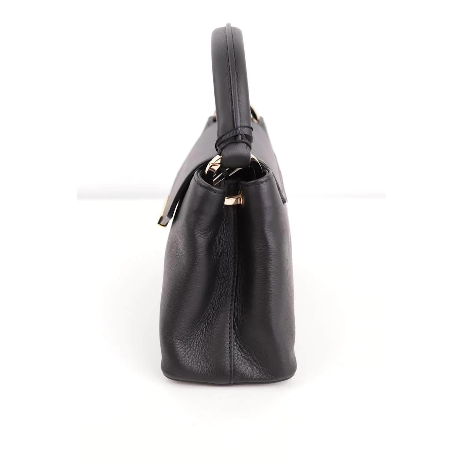 Lk Bennett Leather Handbag Black ref.1210181 - Joli Closet