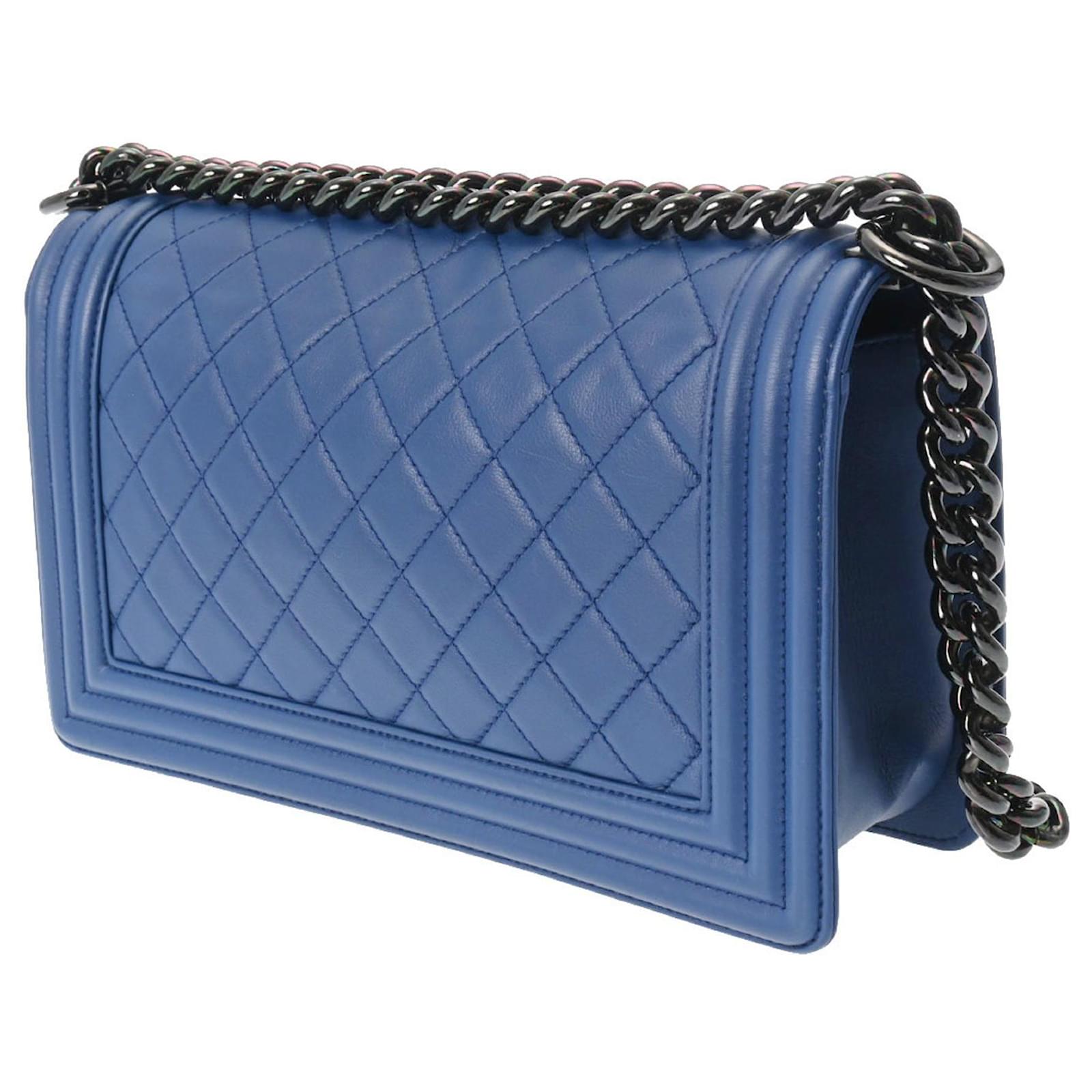 Chanel Boy Blue Leather ref.1212432 - Joli Closet