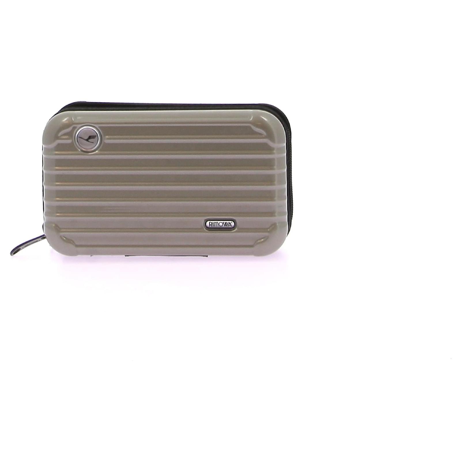 RIMOWA Travel bags T. plastic Grey ref.1418844 - Joli Closet