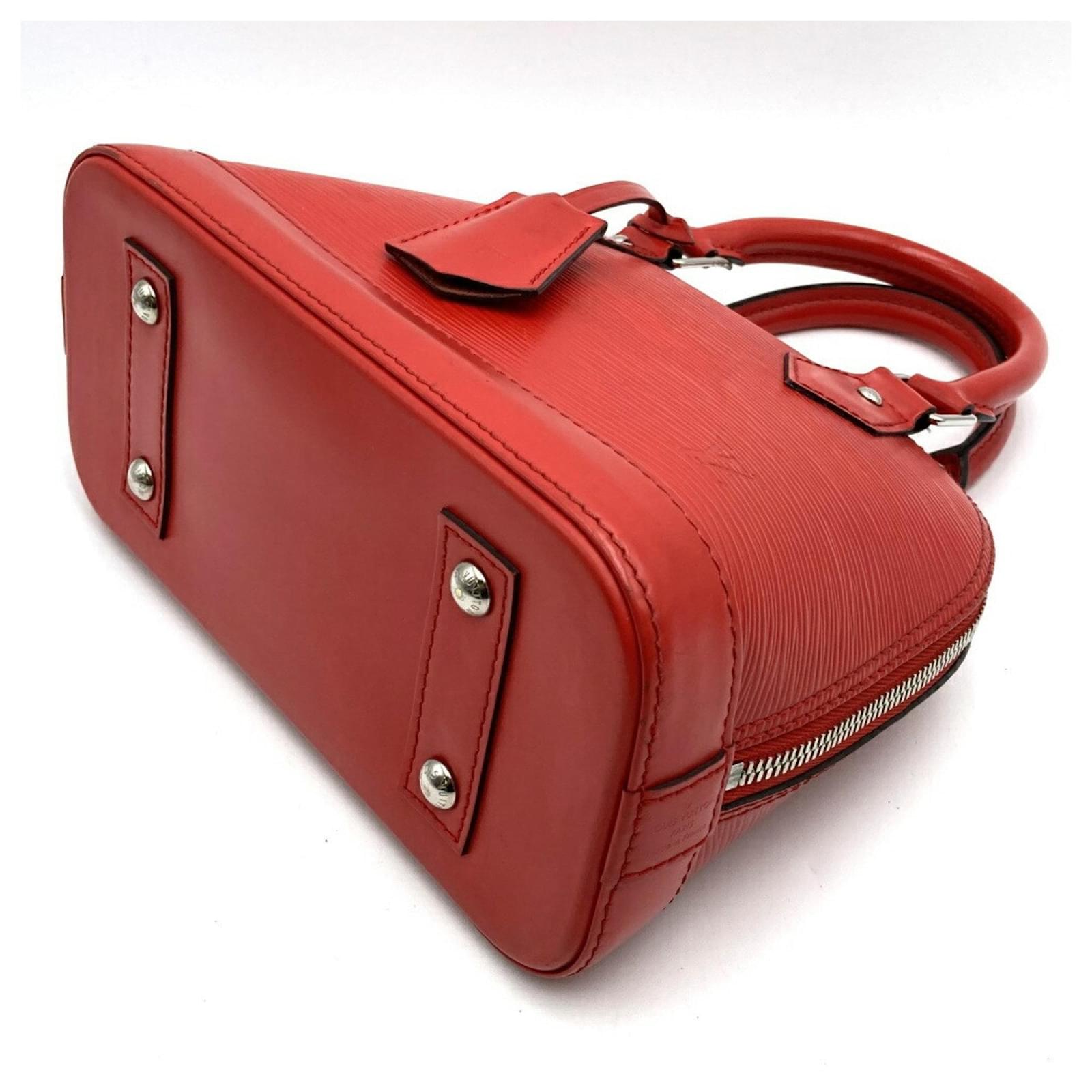 Louis Vuitton Alma BB Red Leather ref.1495230 - Joli Closet