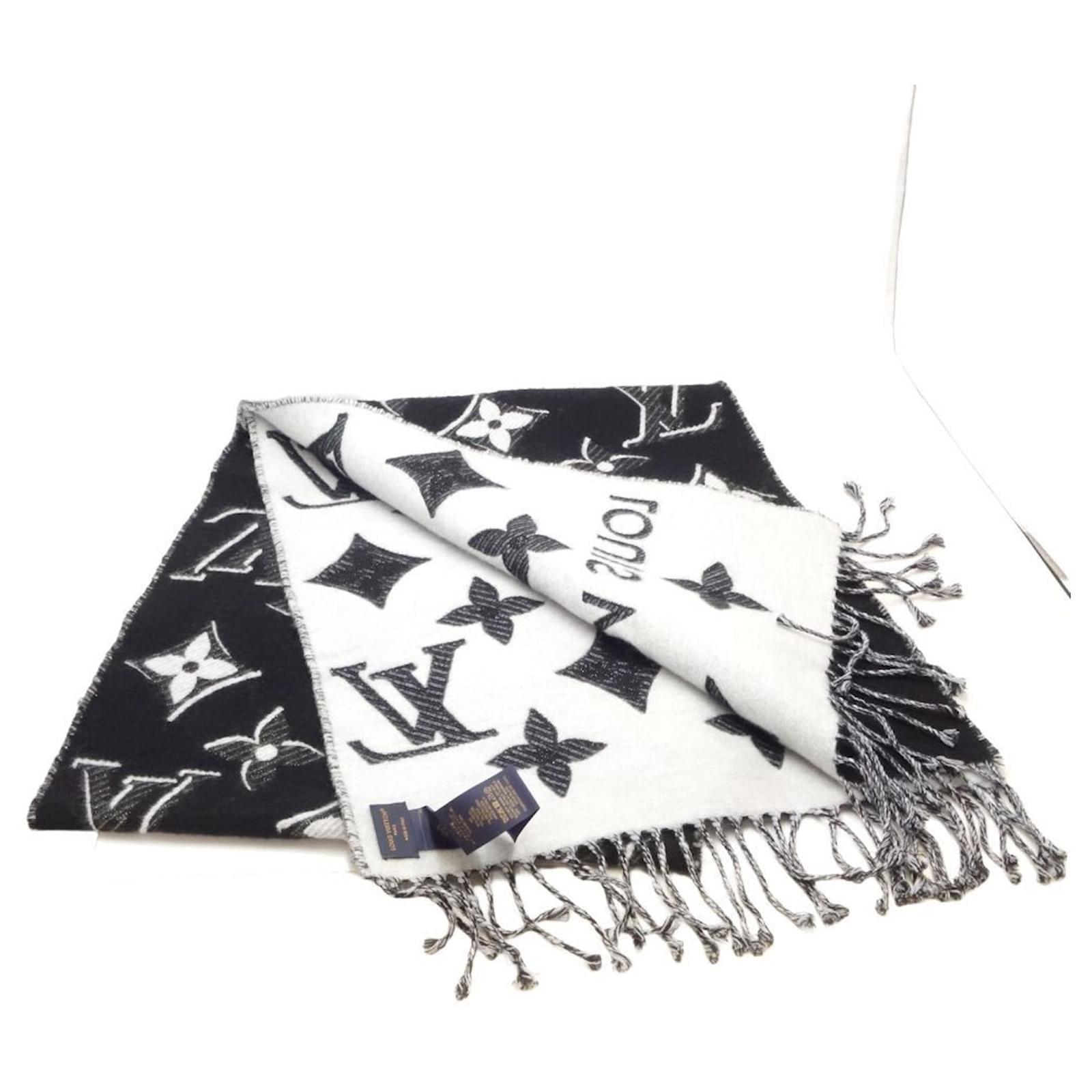 Louis Vuitton Echarpe LV Essential Shine Muffler Black Silk Wool Rayon ...