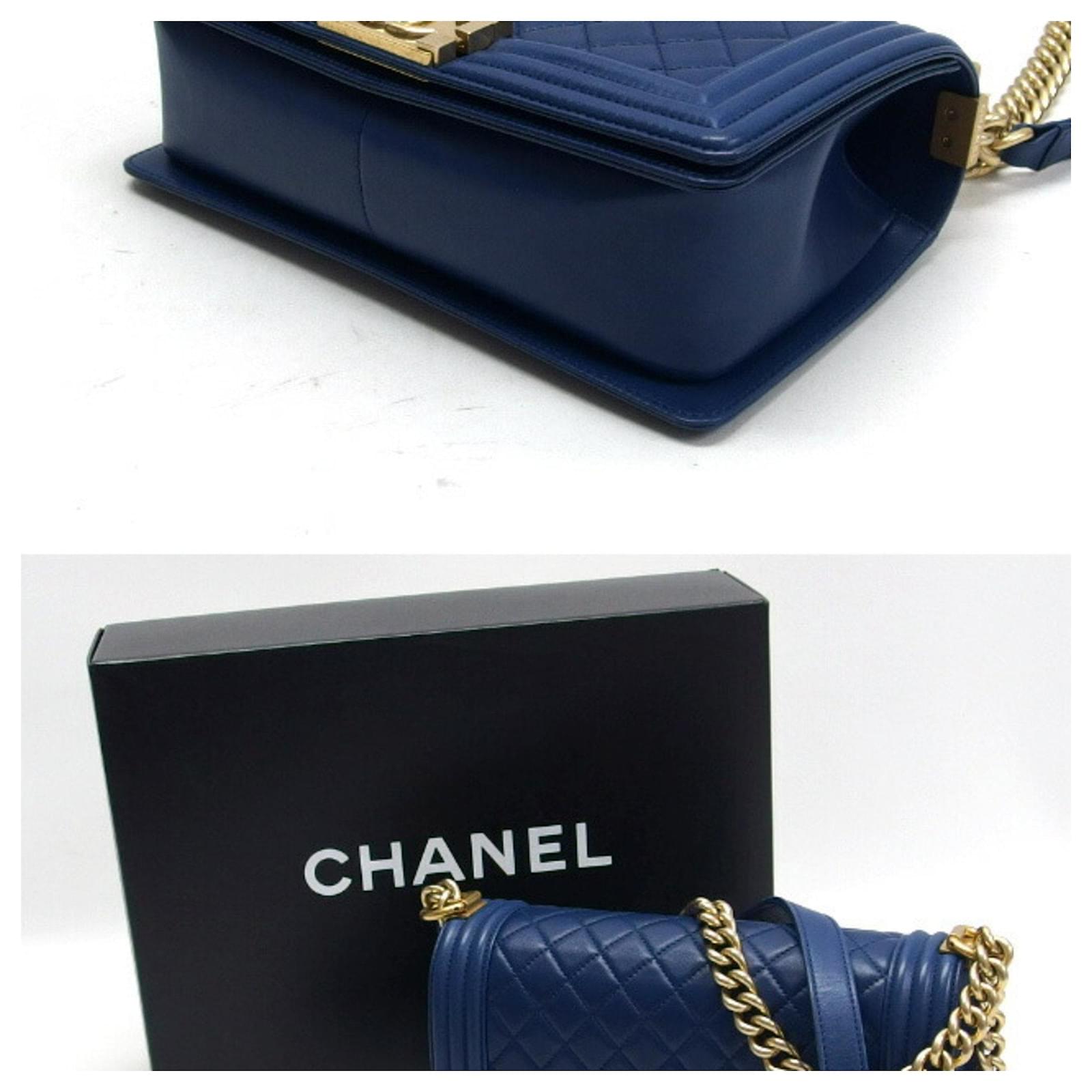 Chanel Boy Blue Leather ref.1547262 - Joli Closet