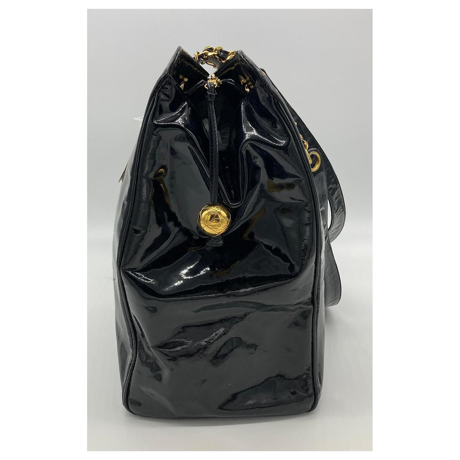 Timeless Chanel Vintage Black Patent XL Weekender Super Model Tote ...
