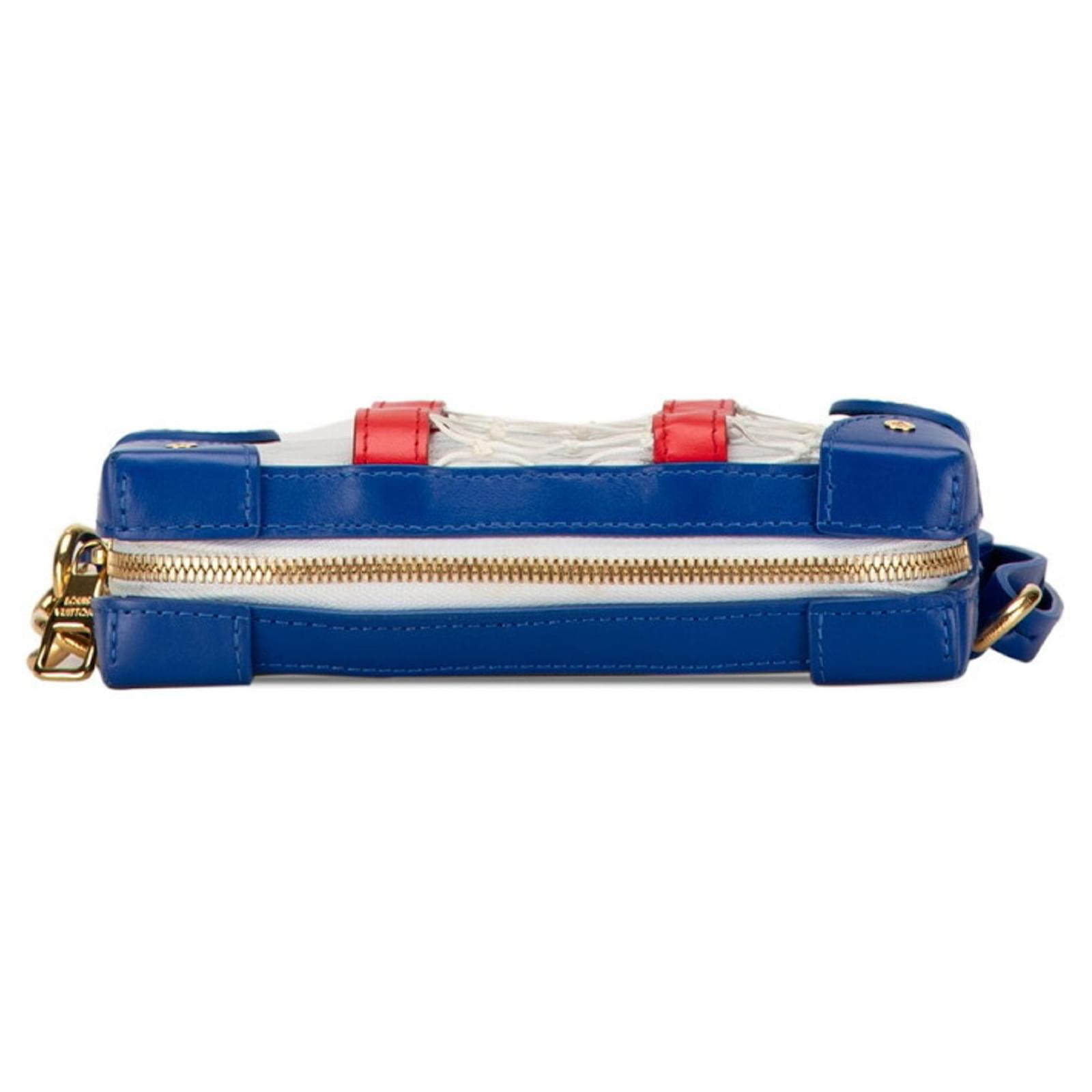 Louis Vuitton Trunk Multiple colors Cloth ref.1606433 - Joli Closet