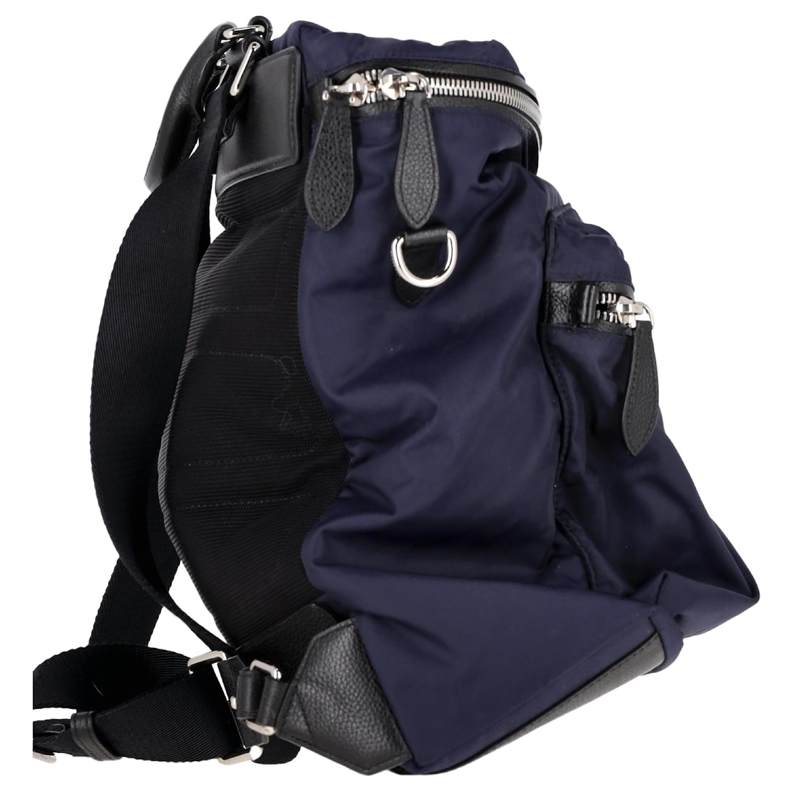 Burberry Rectangular Backpack in Navy Blue Nylon ref.1623767 - Joli Closet