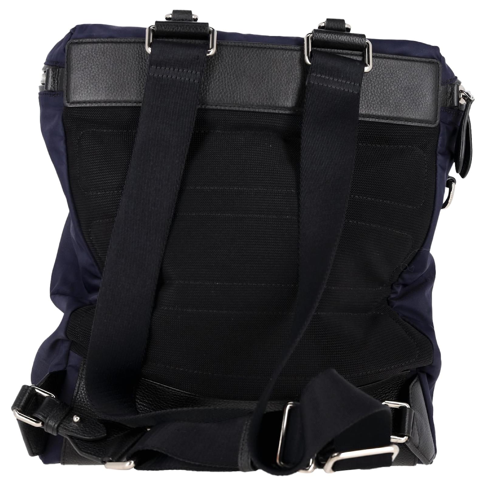 Burberry Rectangular Backpack in Navy Blue Nylon ref.1623767 - Joli Closet